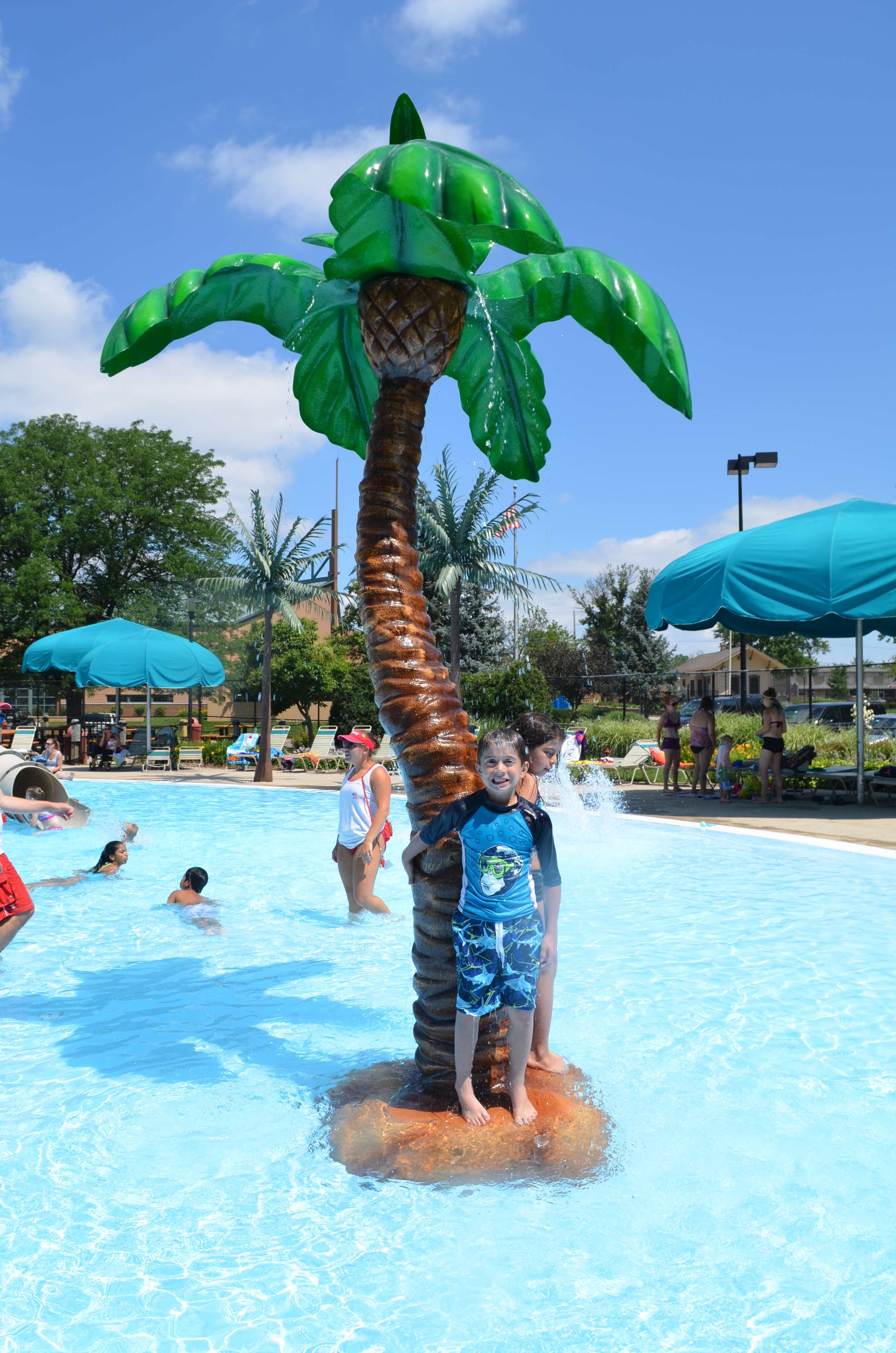Rainbow Falls Water Park | Enjoy Illinois