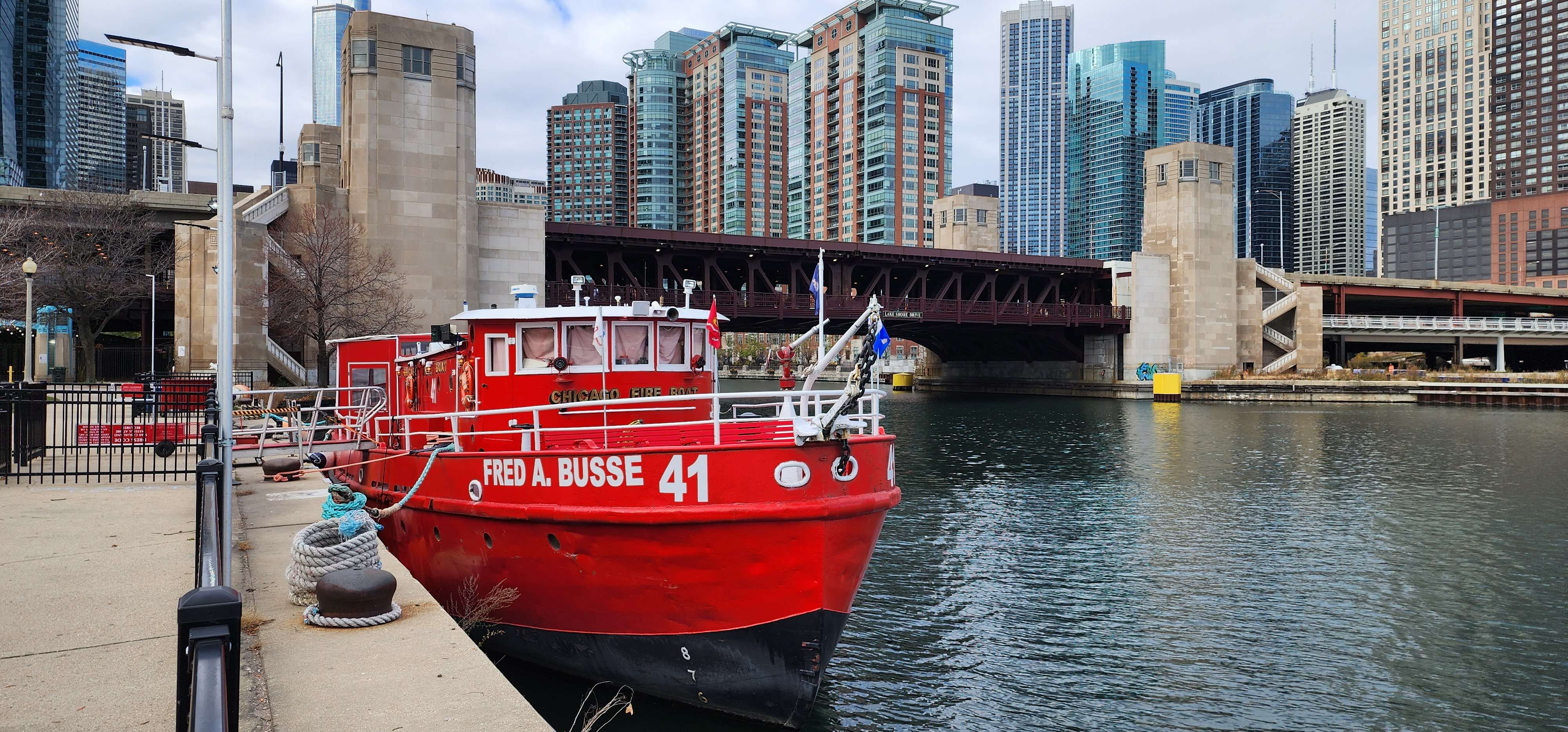 Chicago Fireboat Tours | Enjoy Illinois | Enjoy Illinois