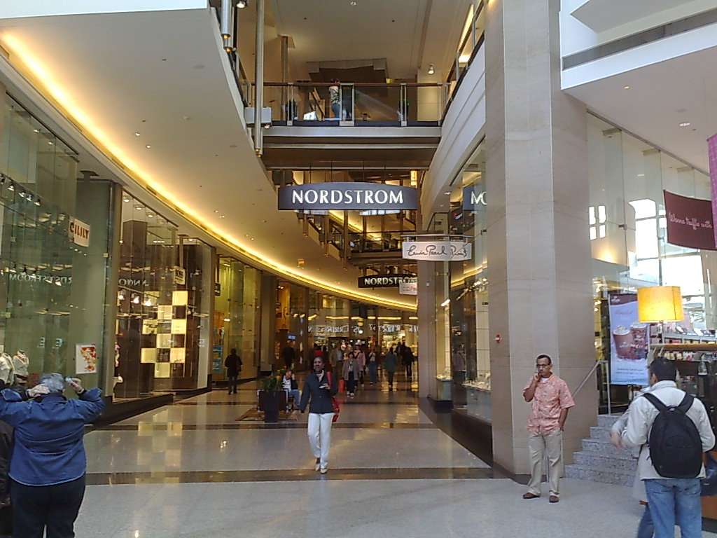 The Shops at North Bridge | Enjoy Illinois | Enjoy Illinois