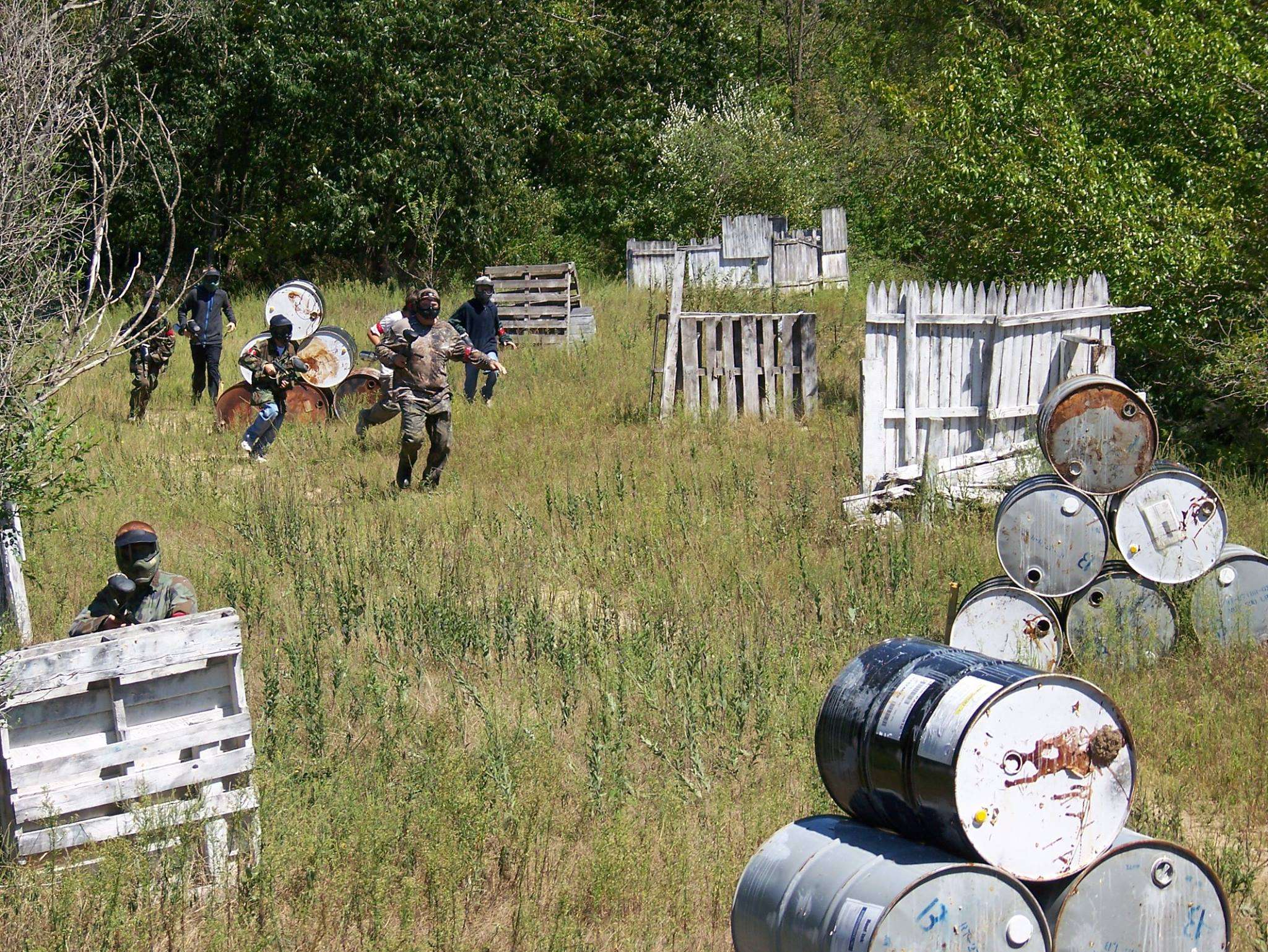 Chilli Paintball Pits | Enjoy Illinois