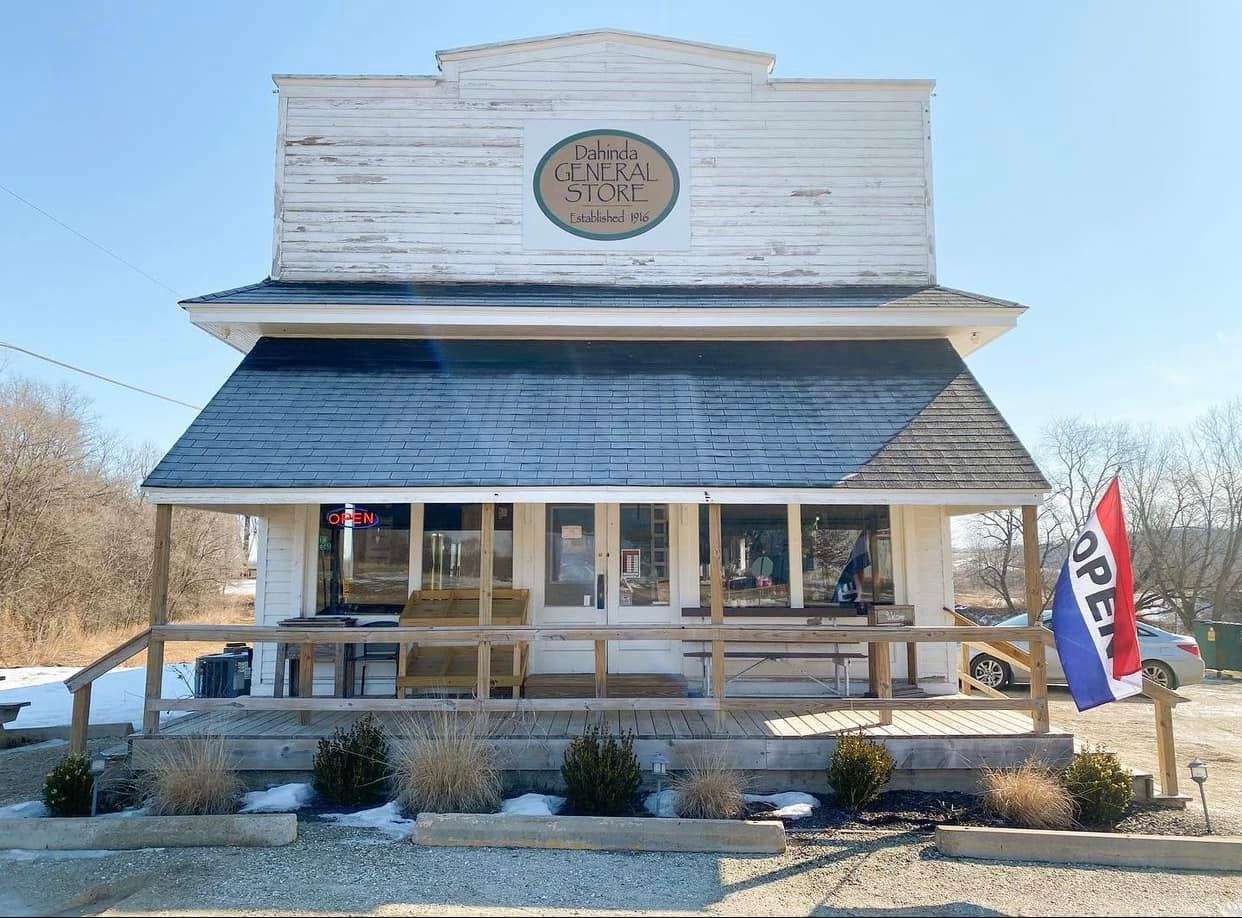 Dahinda General Store | Enjoy Illinois