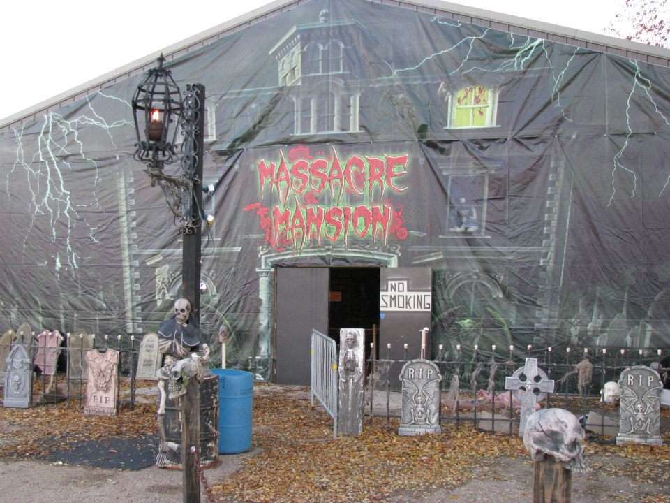 Spider Hill Haunted Attractions | Enjoy Illinois