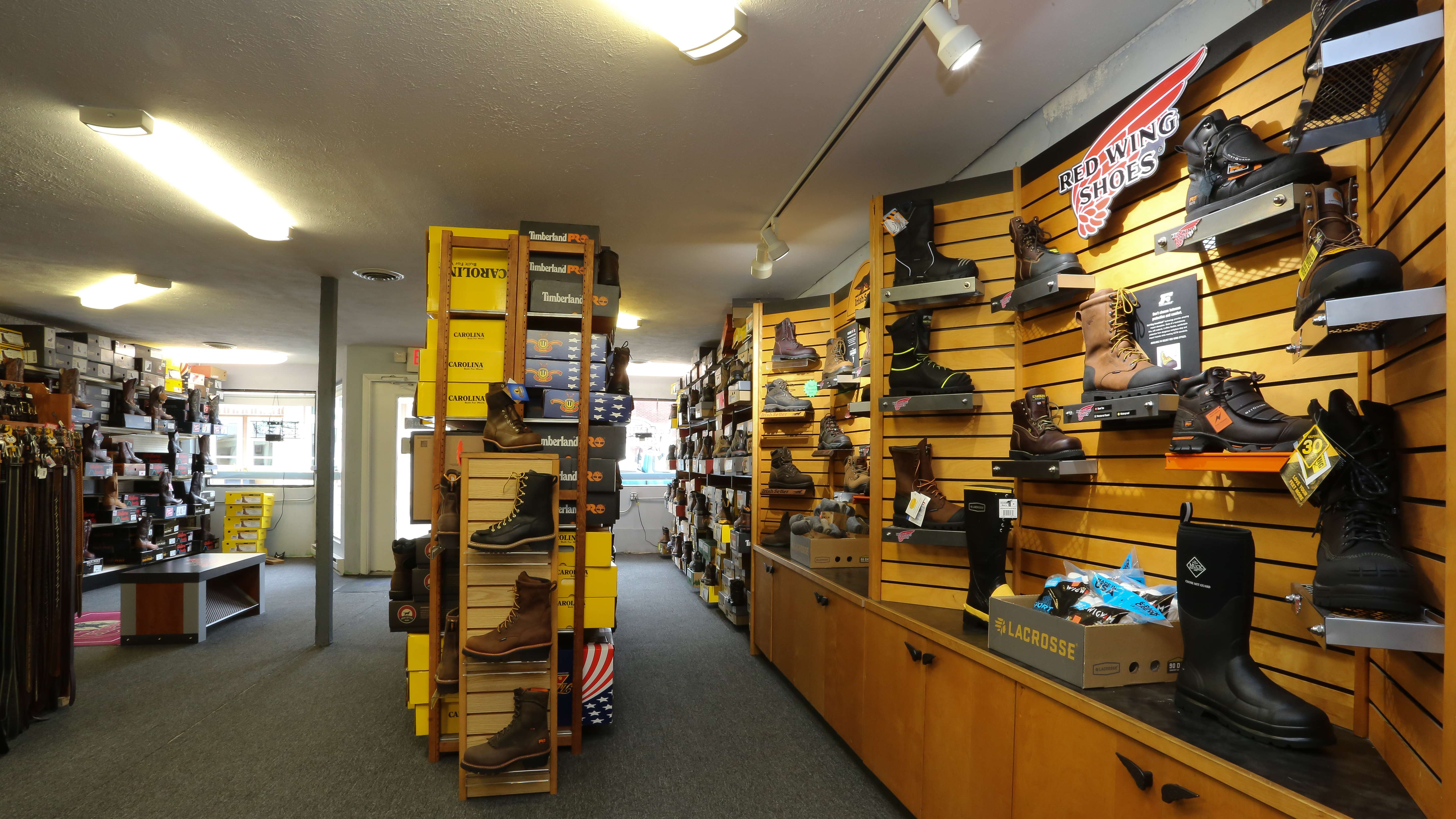 Adams Shoe Store | Enjoy Illinois