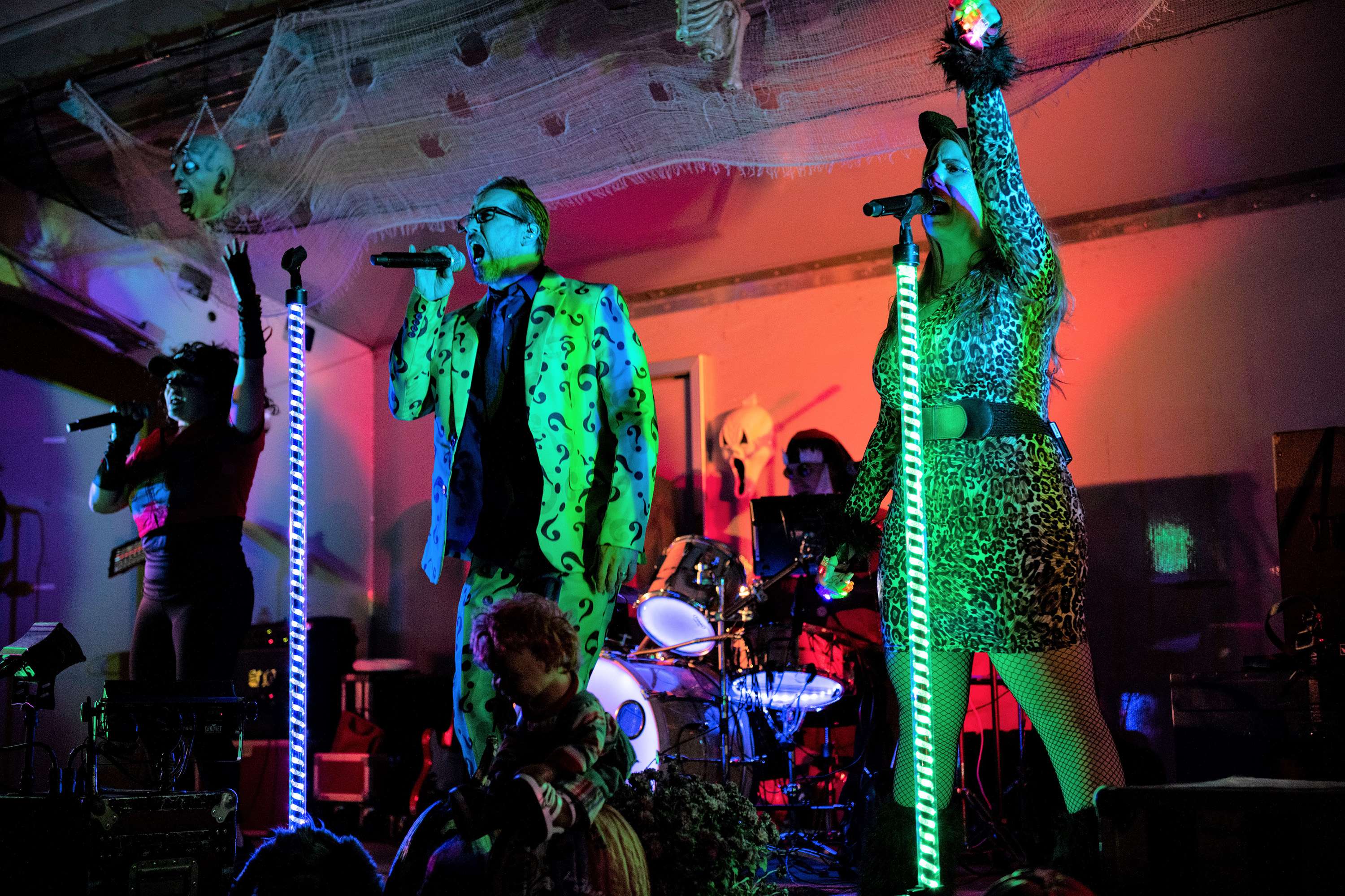 Howlin' at the Moon | Enjoy Illinois