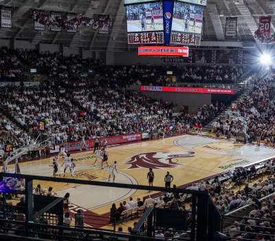 SIU Salukis Men's Basketball Game - Carbondale | Enjoy Illinois