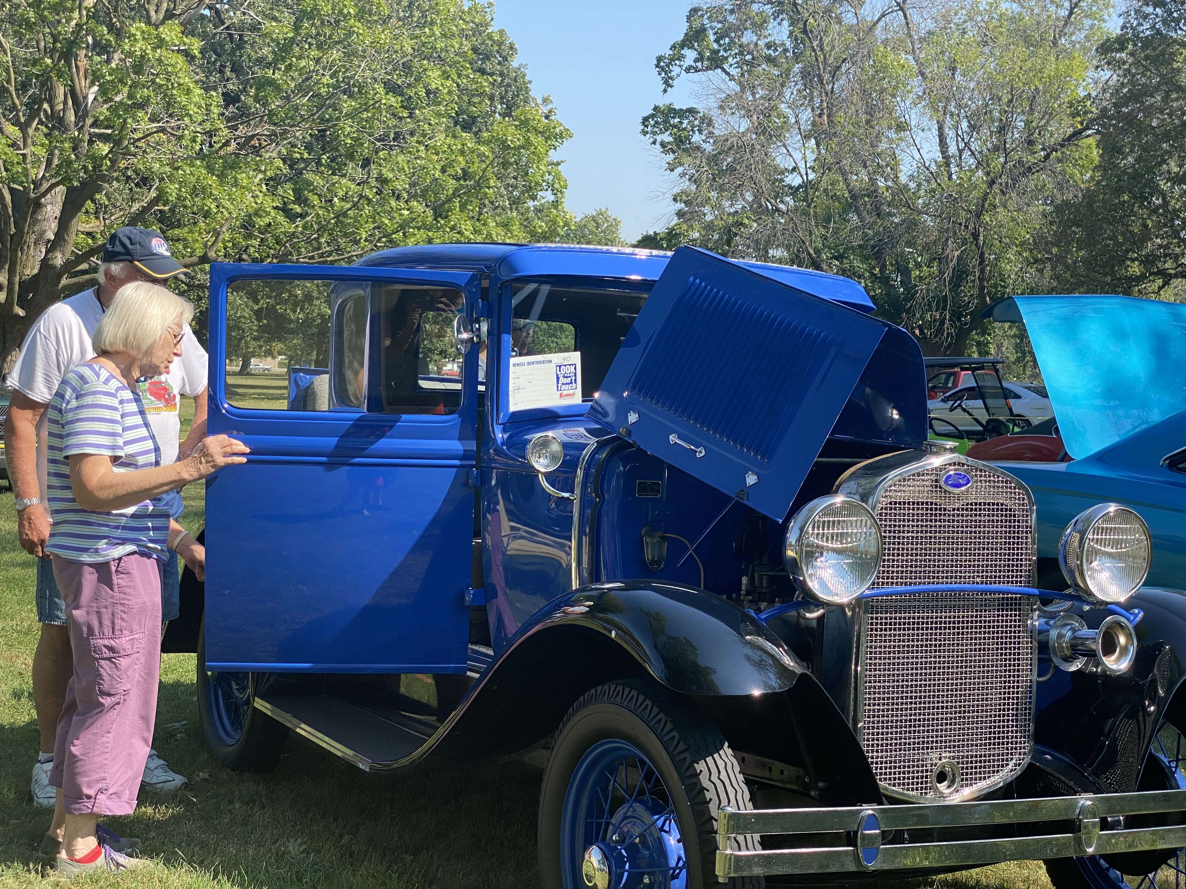 39th Annual Community Park Car Show and Fall Cruise | Enjoy Illinois