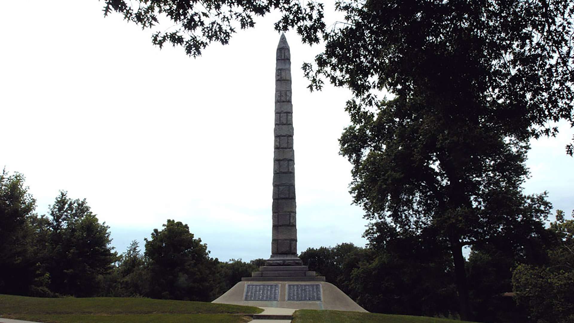 Confederate Cemetery and Memorial | Enjoy Illinois