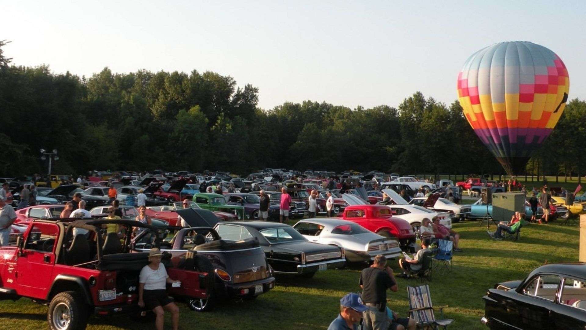 Cruisin The Dam Car Show | Enjoy Illinois