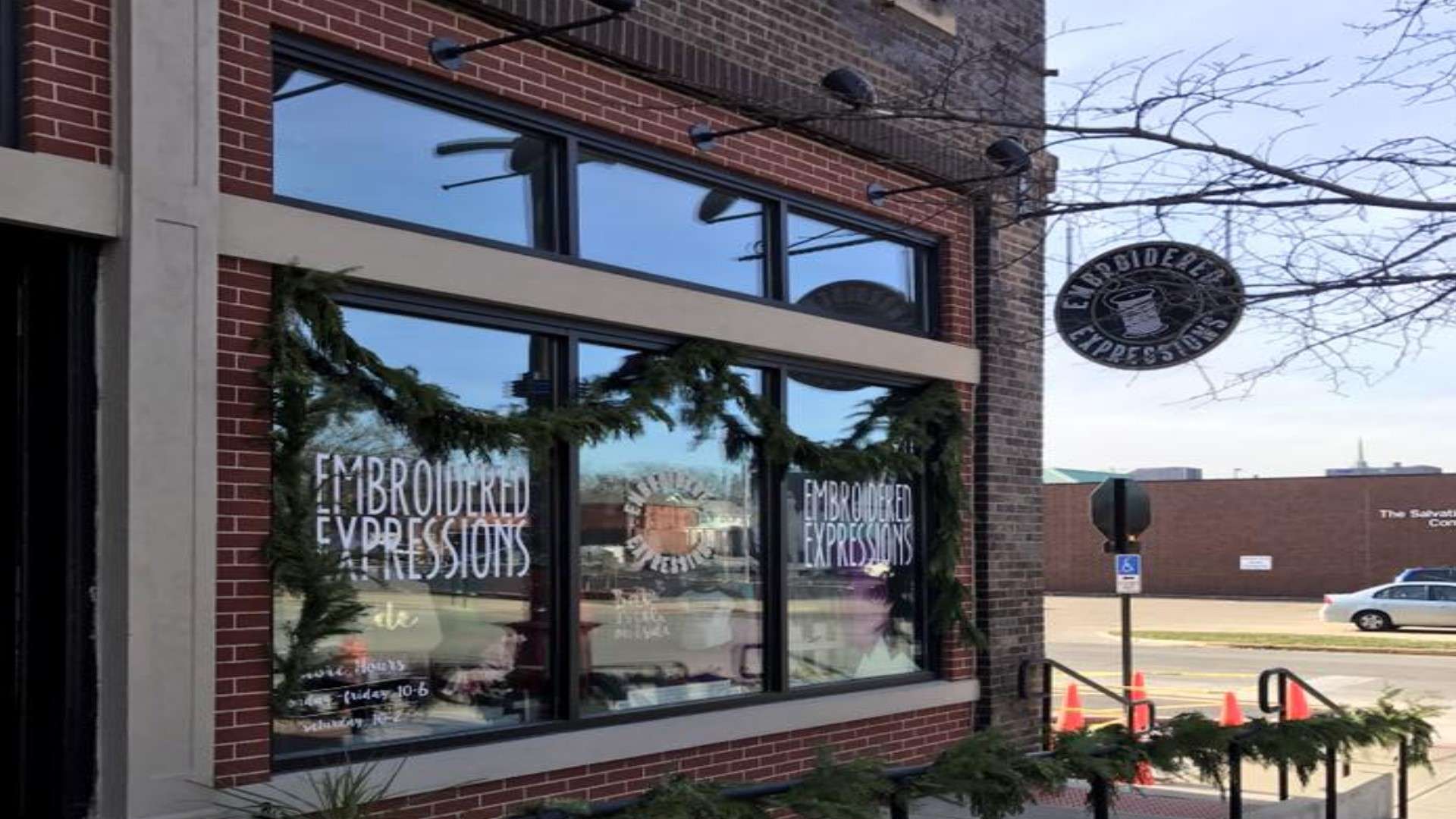 Embroidered Expressions | Enjoy Illinois