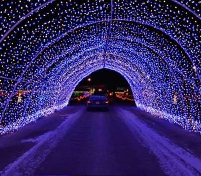 Goebbert’s Drive Thru & Larsen’s House Display | Enjoy Illinois