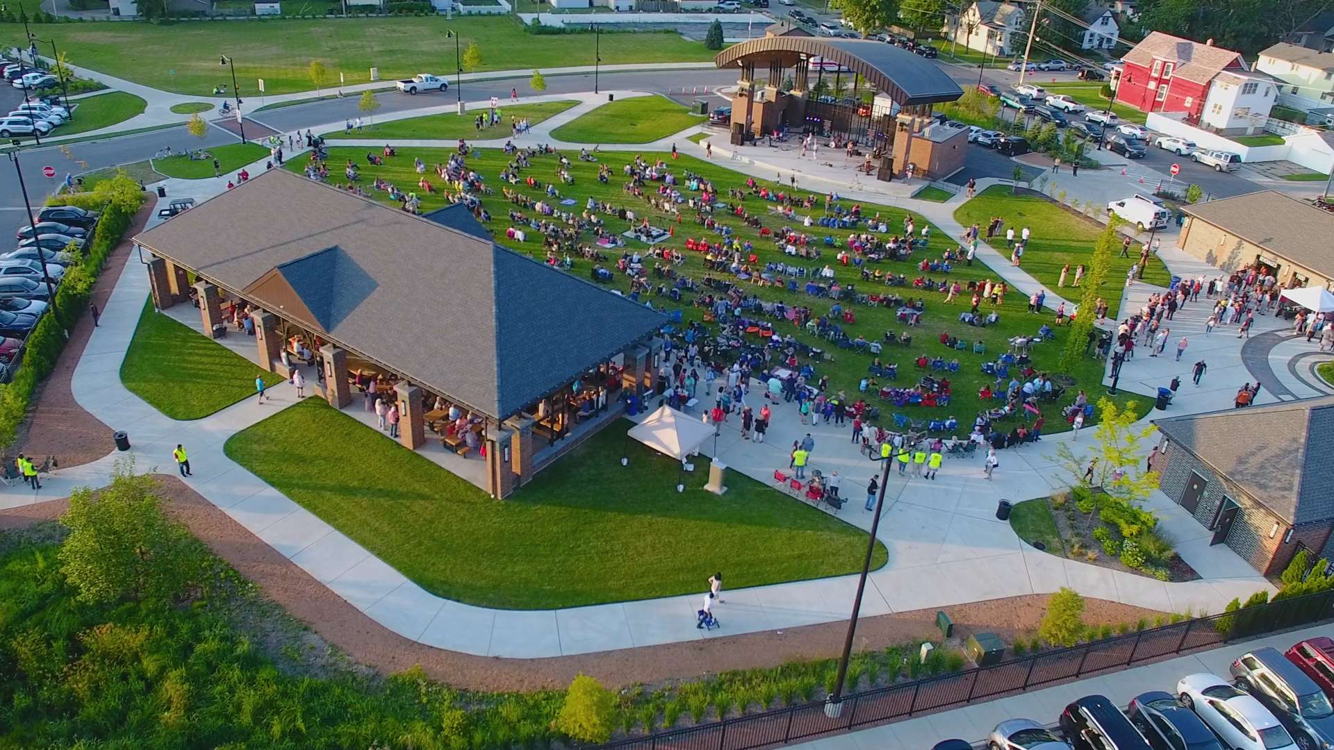 Fox Pointe | Enjoy Illinois