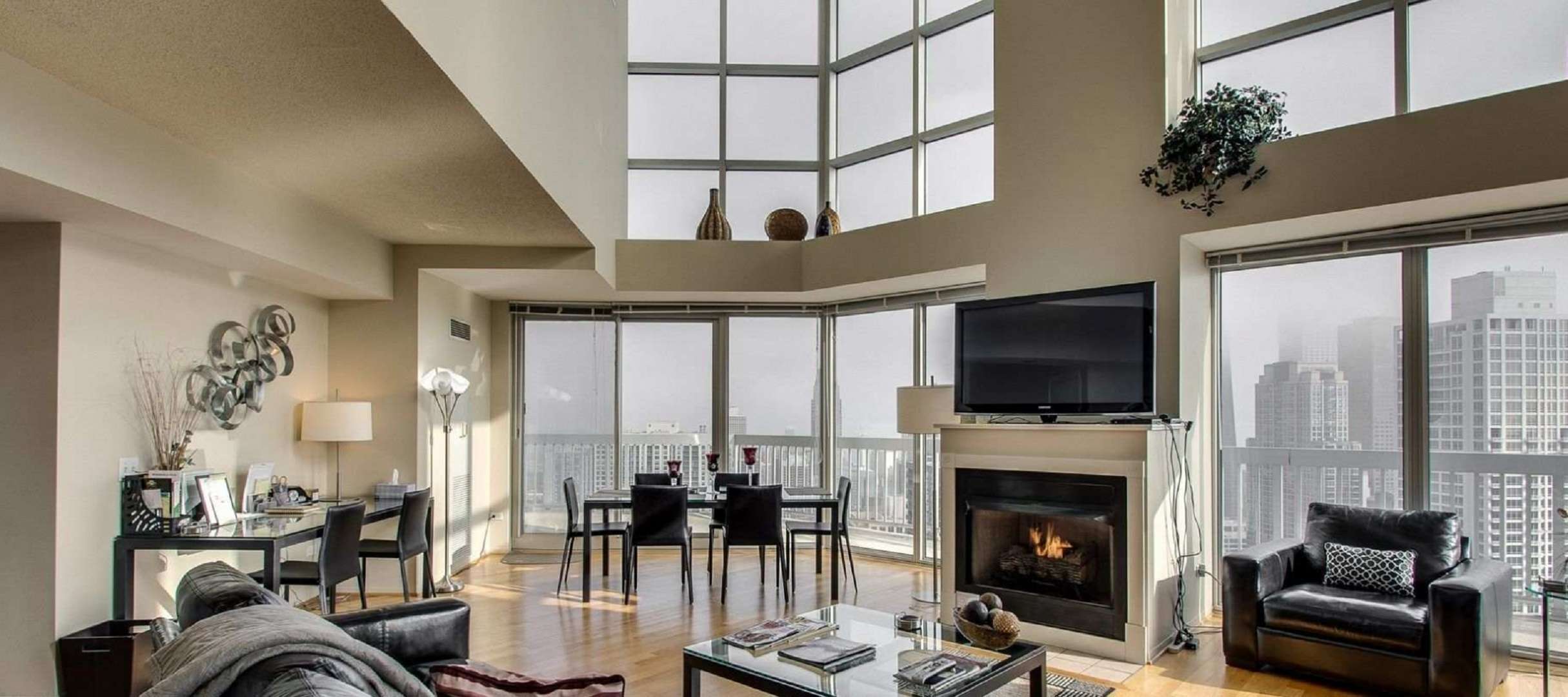 The Penthouse at Grand Plaza | Enjoy Illinois