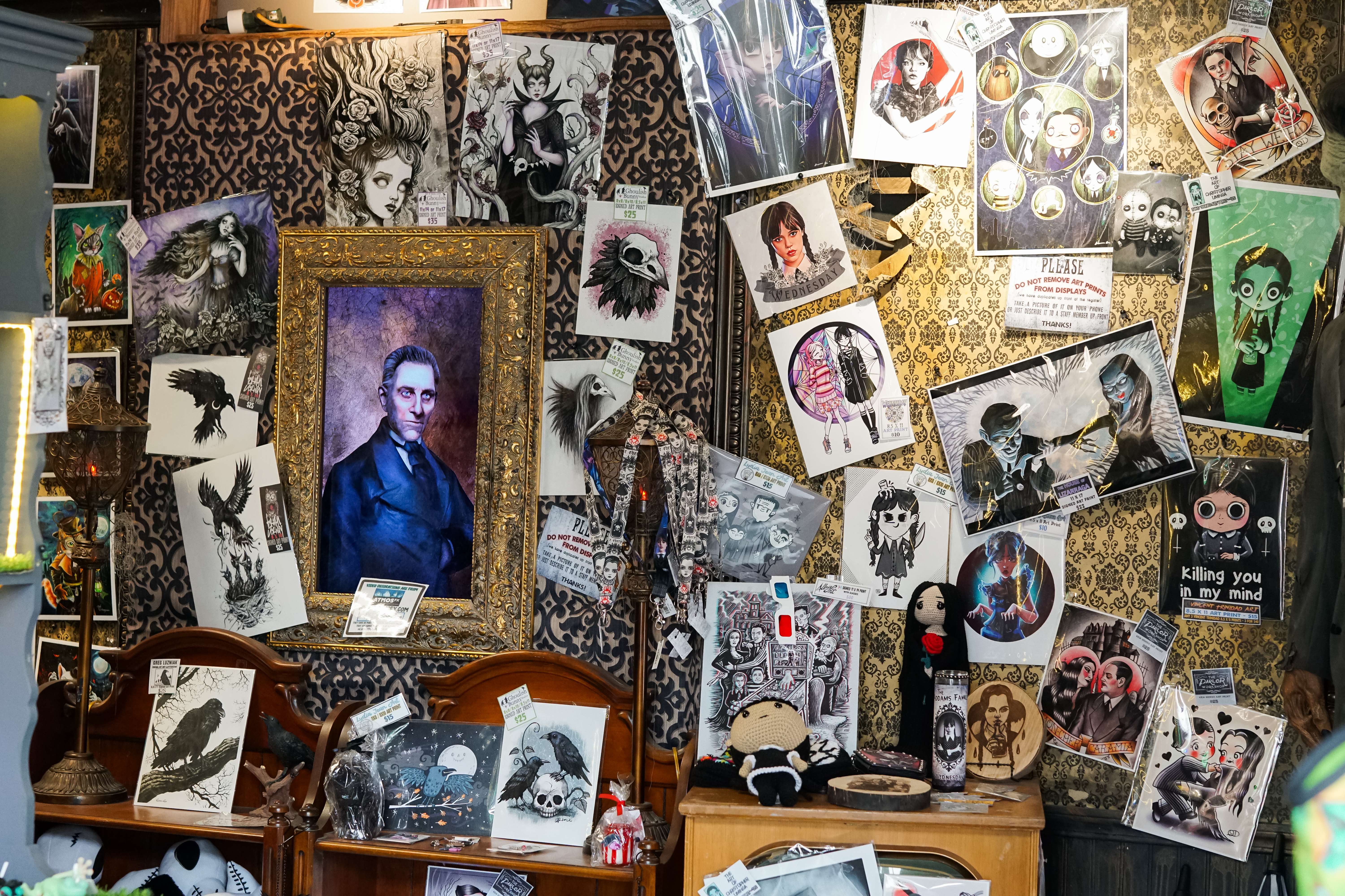 Ghoulish Mortals | Enjoy Illinois