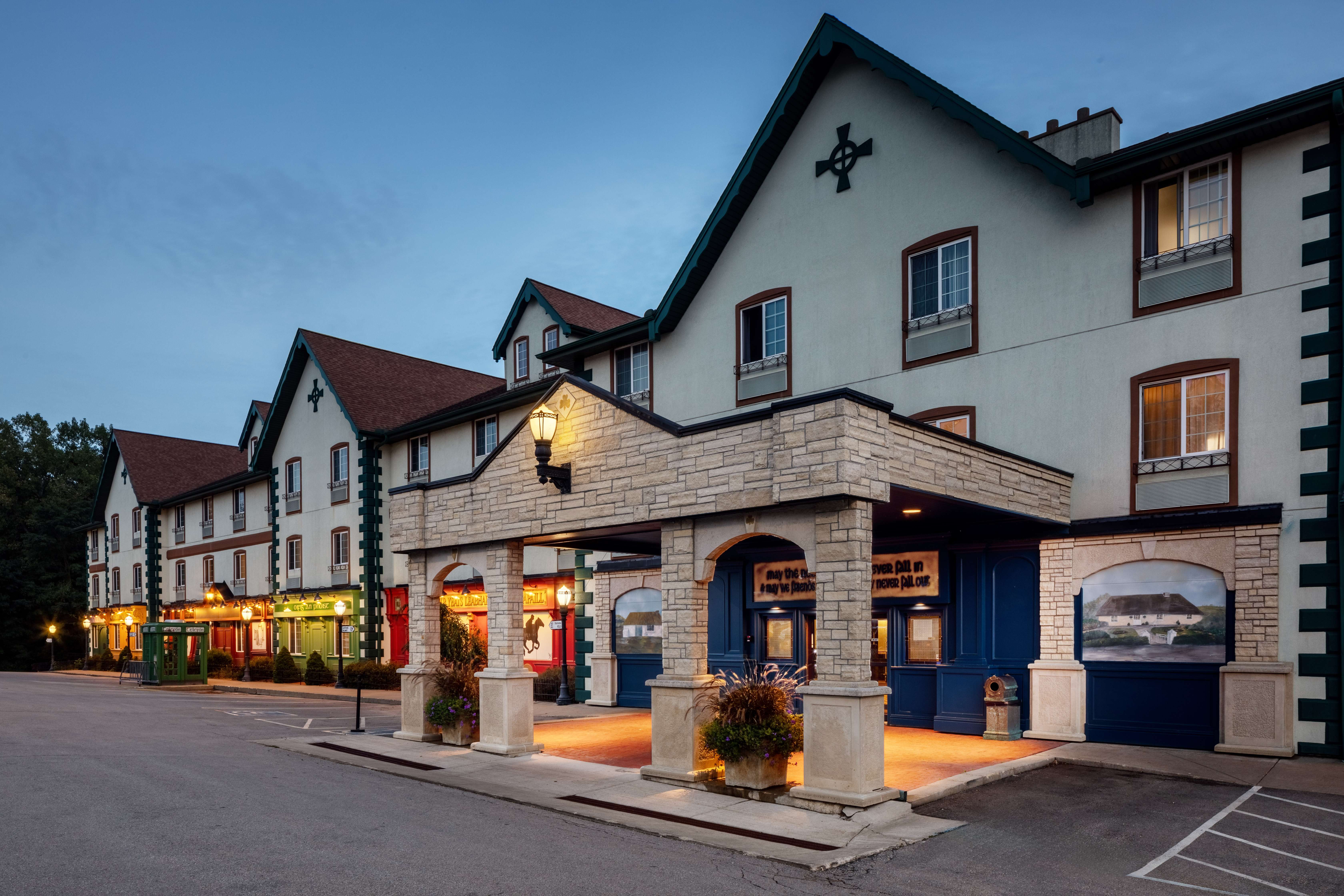 Irish Cottage Inn & Suites | Enjoy Illinois