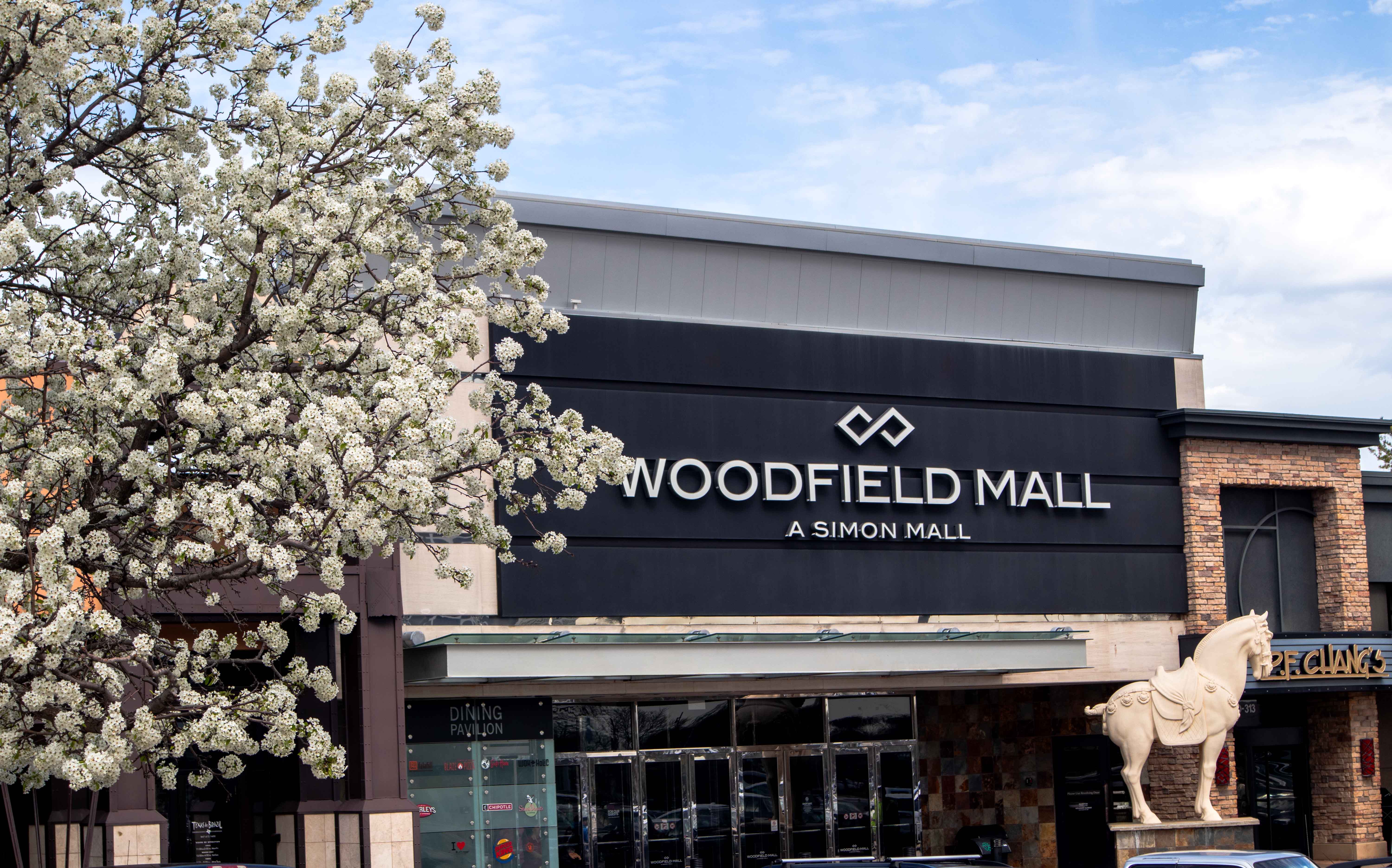 Woodfield Mall | Enjoy Illinois