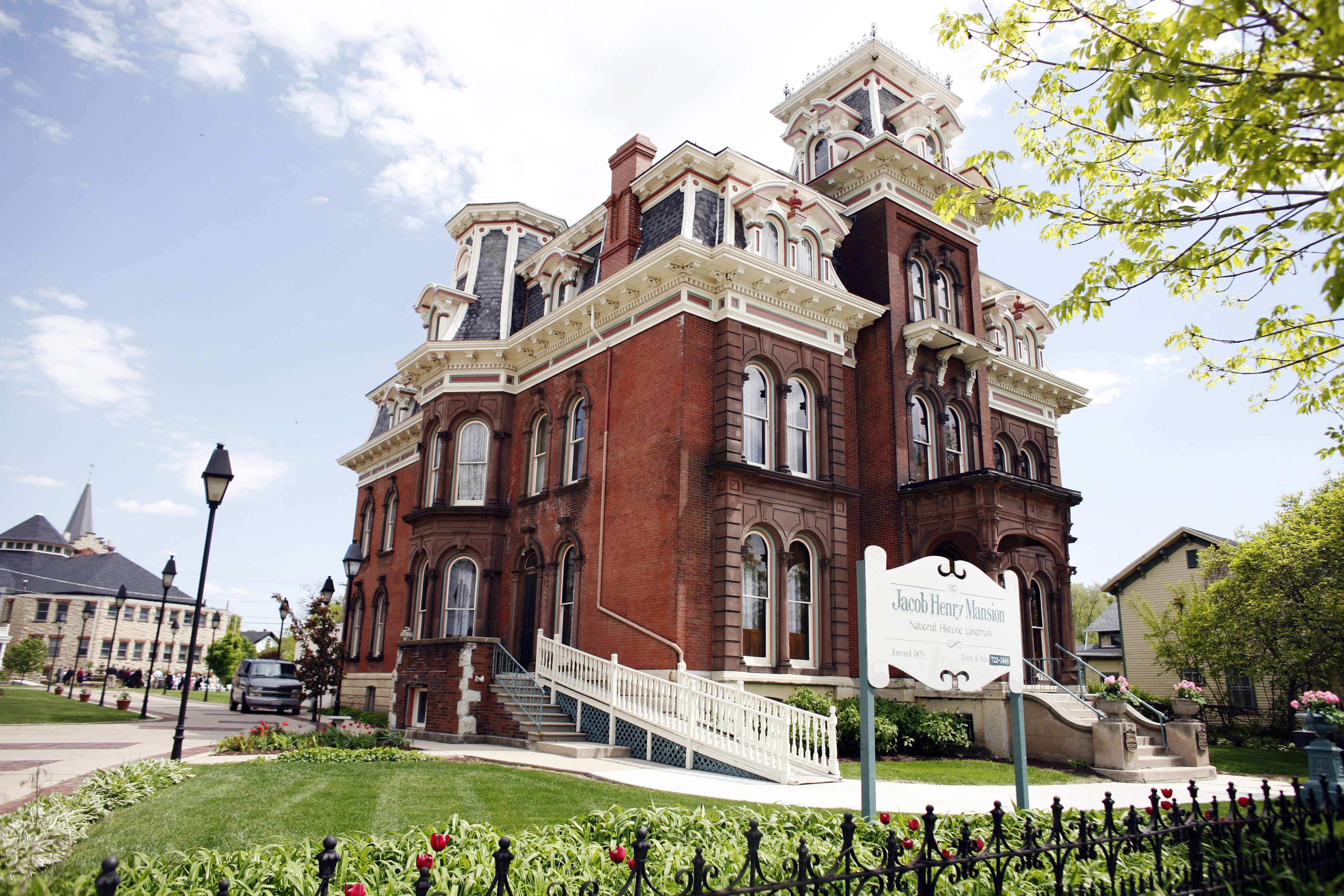 The Jacob Henry Mansion | Enjoy Illinois