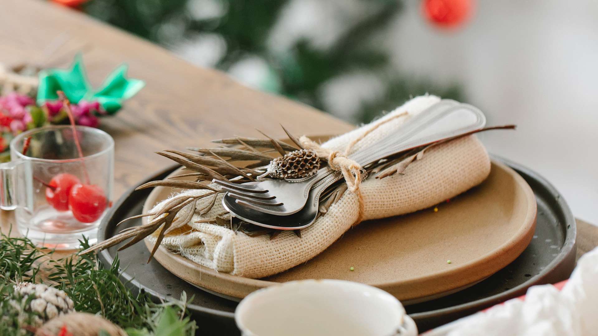 Holidays In Paris @ La Voute Bistro | Enjoy Illinois