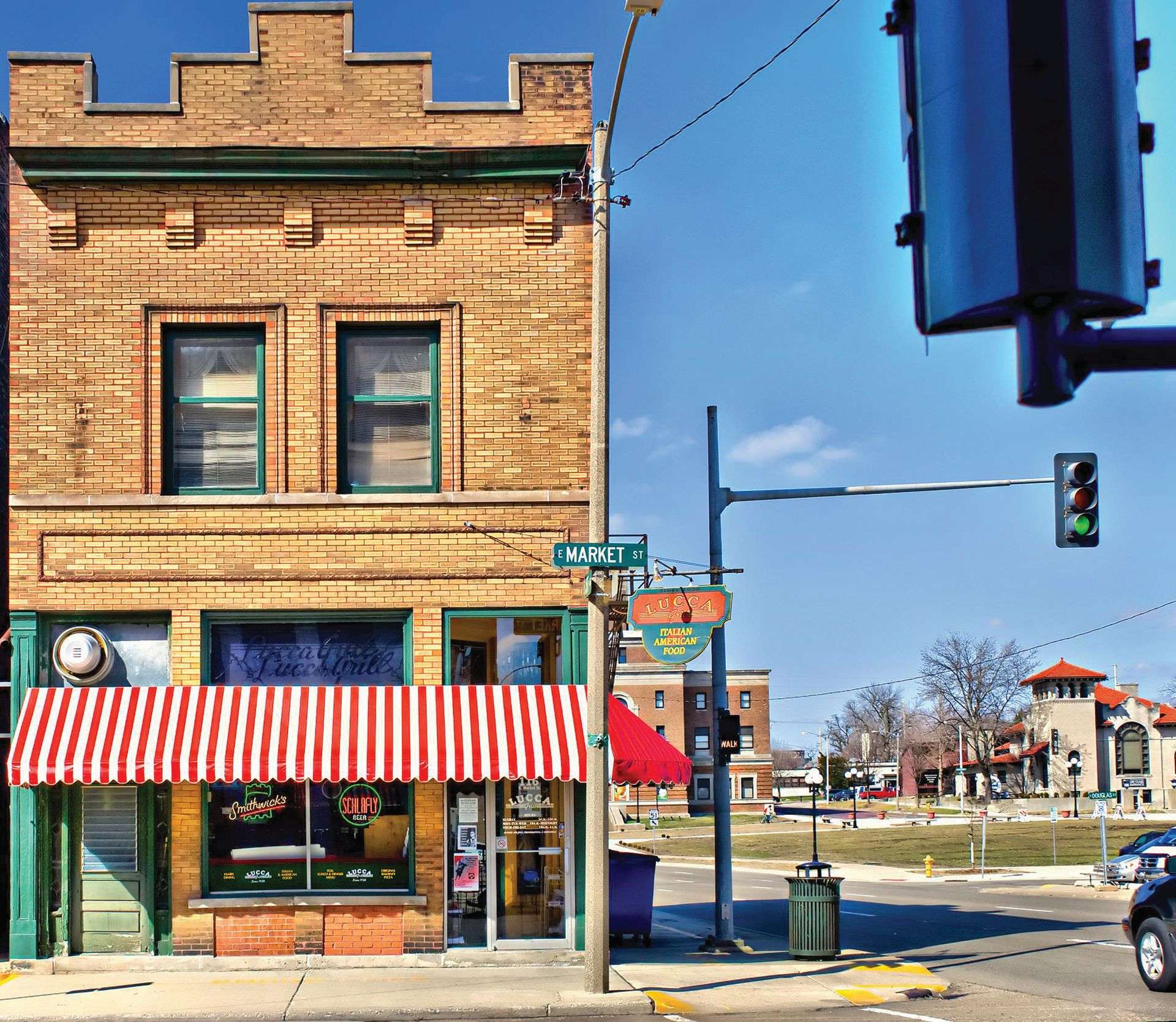 Lucca Grill | Enjoy Illinois