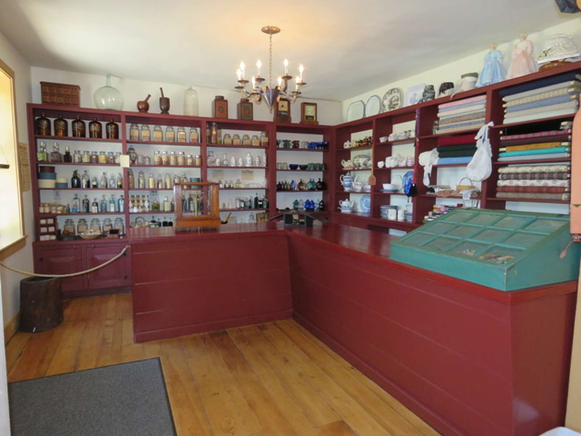Lyon Drug & Variety Store | Enjoy Illinois