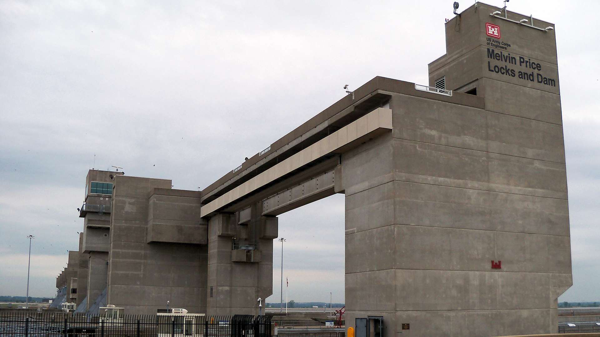 Melvin Price Locks & Dam | Enjoy Illinois