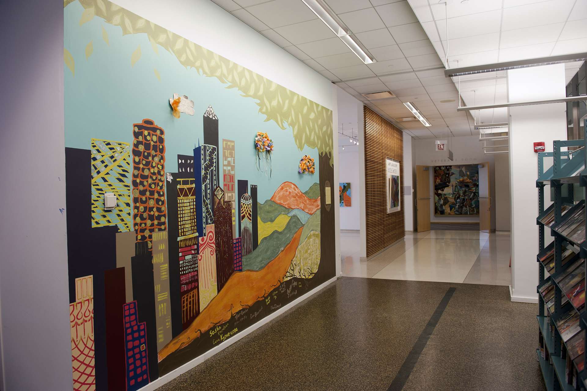 Art Gallery at the Oak Park Public Library | Enjoy Illinois