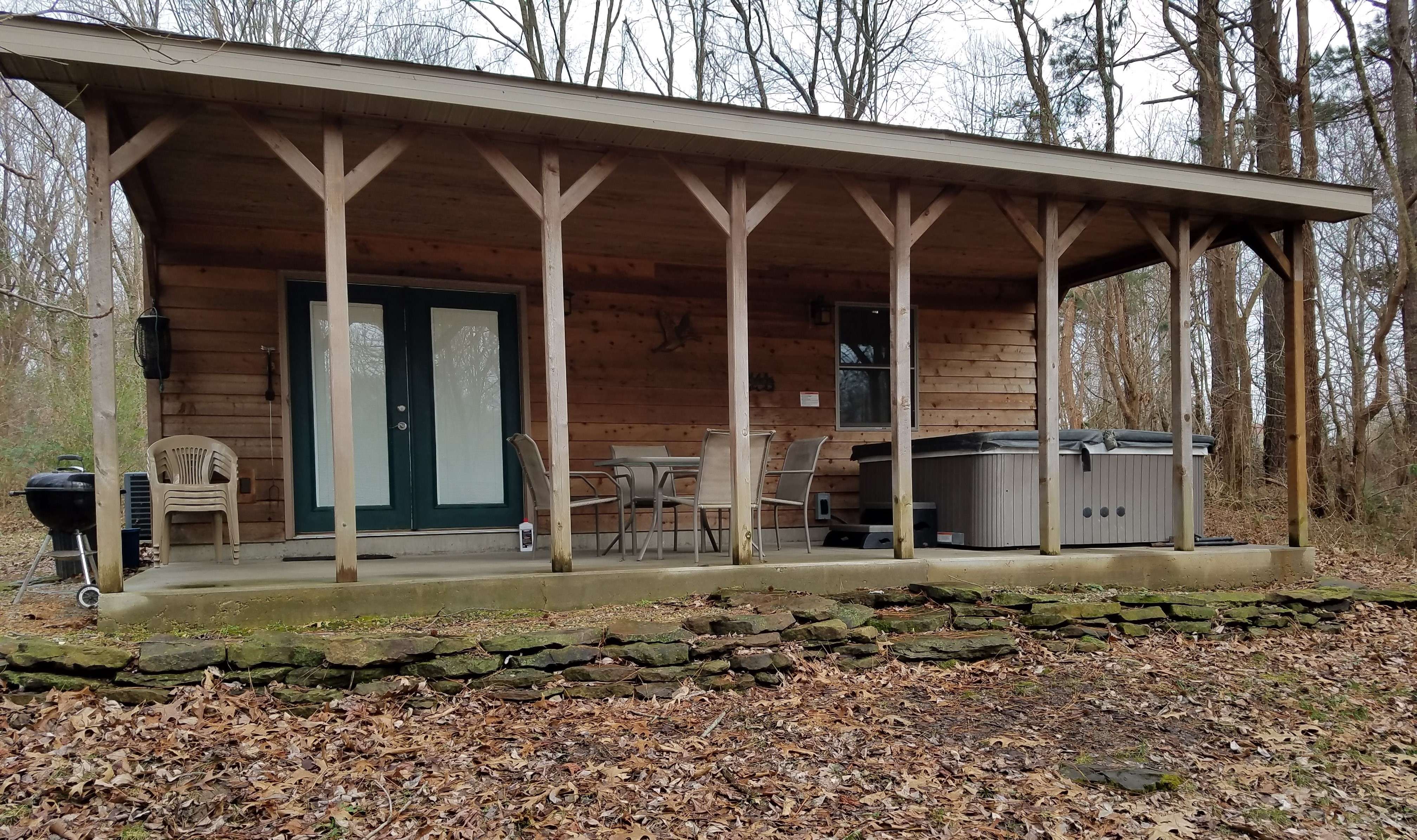Oak Grove Cabin Rental | Enjoy Illinois