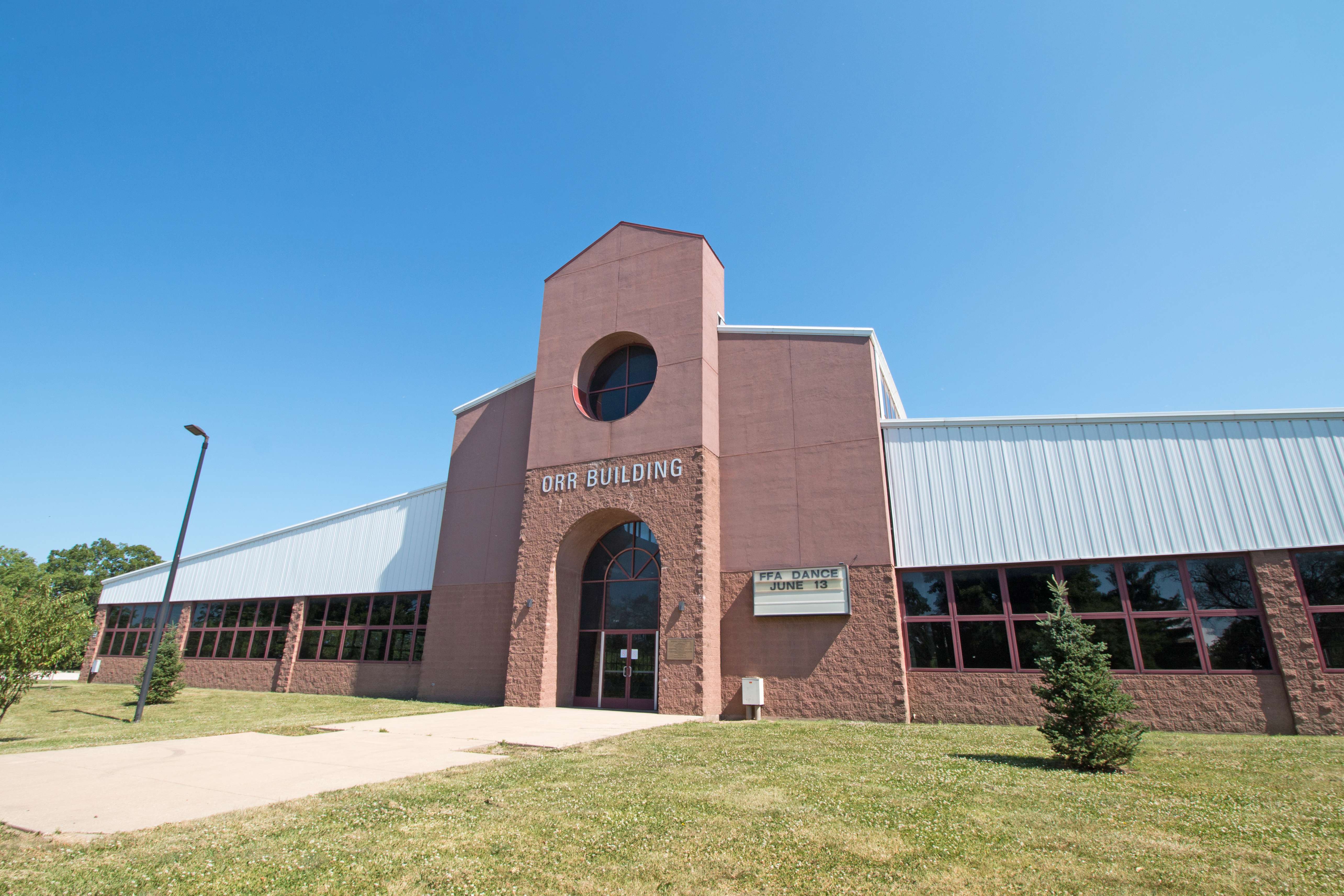 Holiday Extravaganza Spring Show | Enjoy Illinois