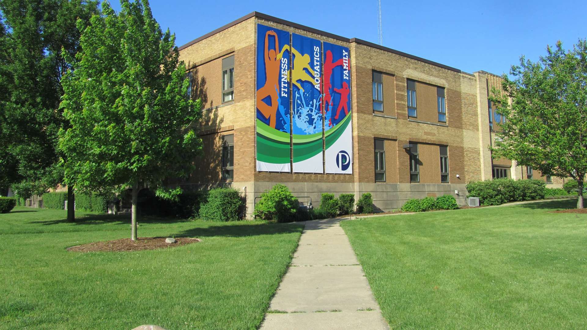 Pearce Community Center | Enjoy Illinois