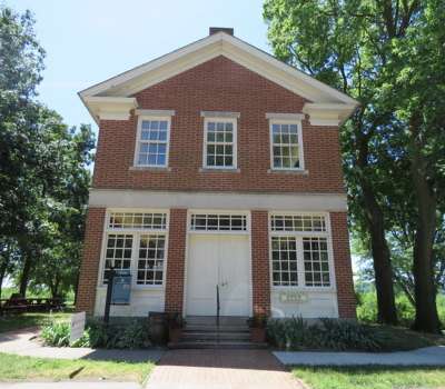 Red Brick Store | Enjoy Illinois