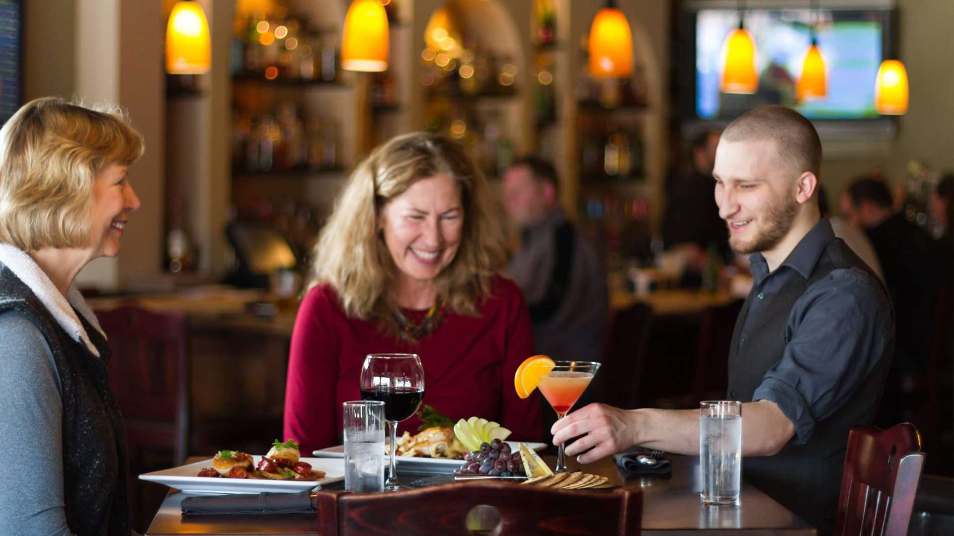 The Vine Martini & Wine Bar | Enjoy Illinois