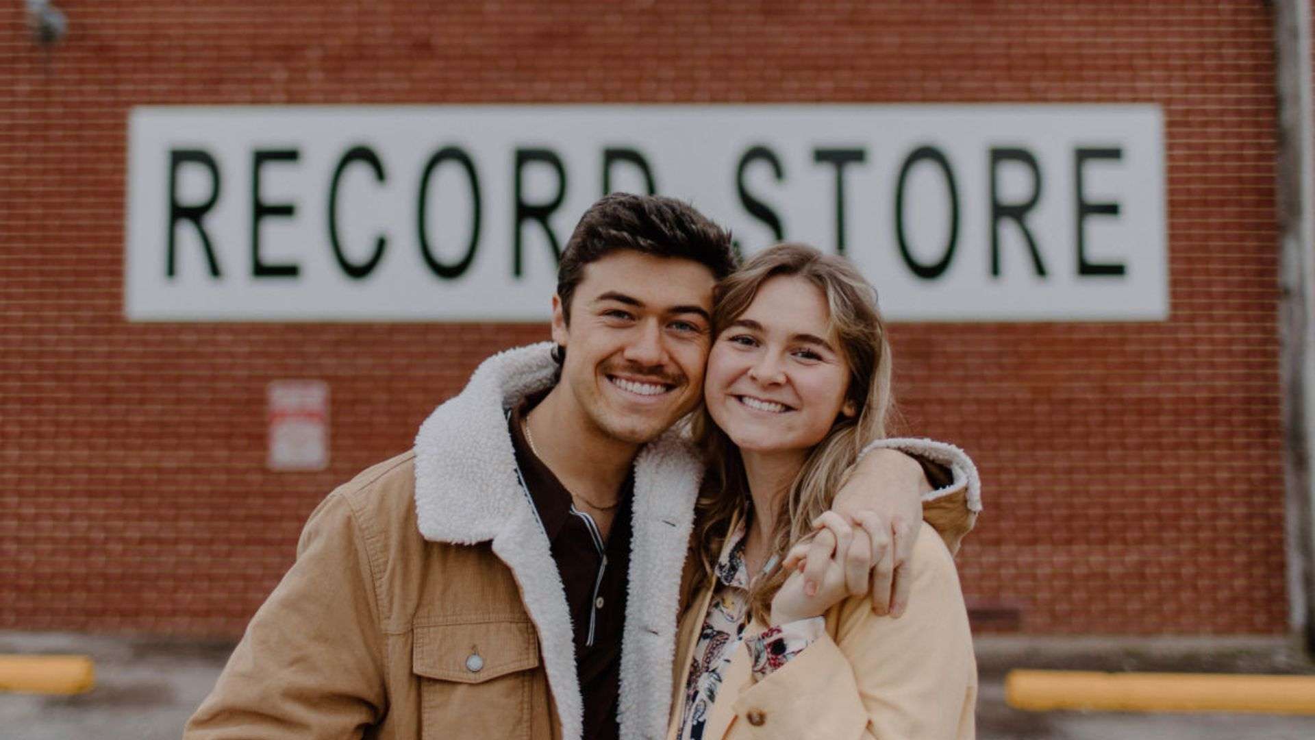 America's Groove Record Store | Enjoy Illinois