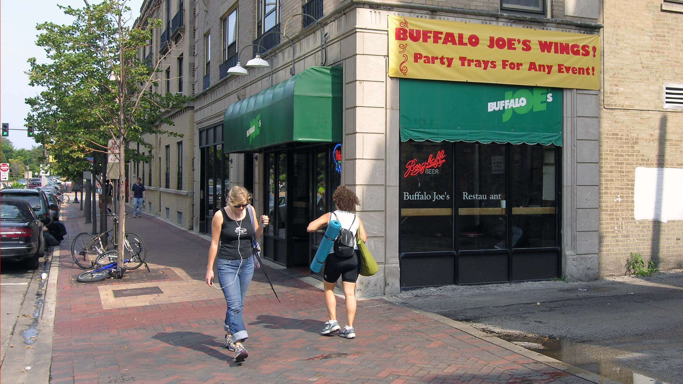 Buffalo Joe's | Enjoy Illinois