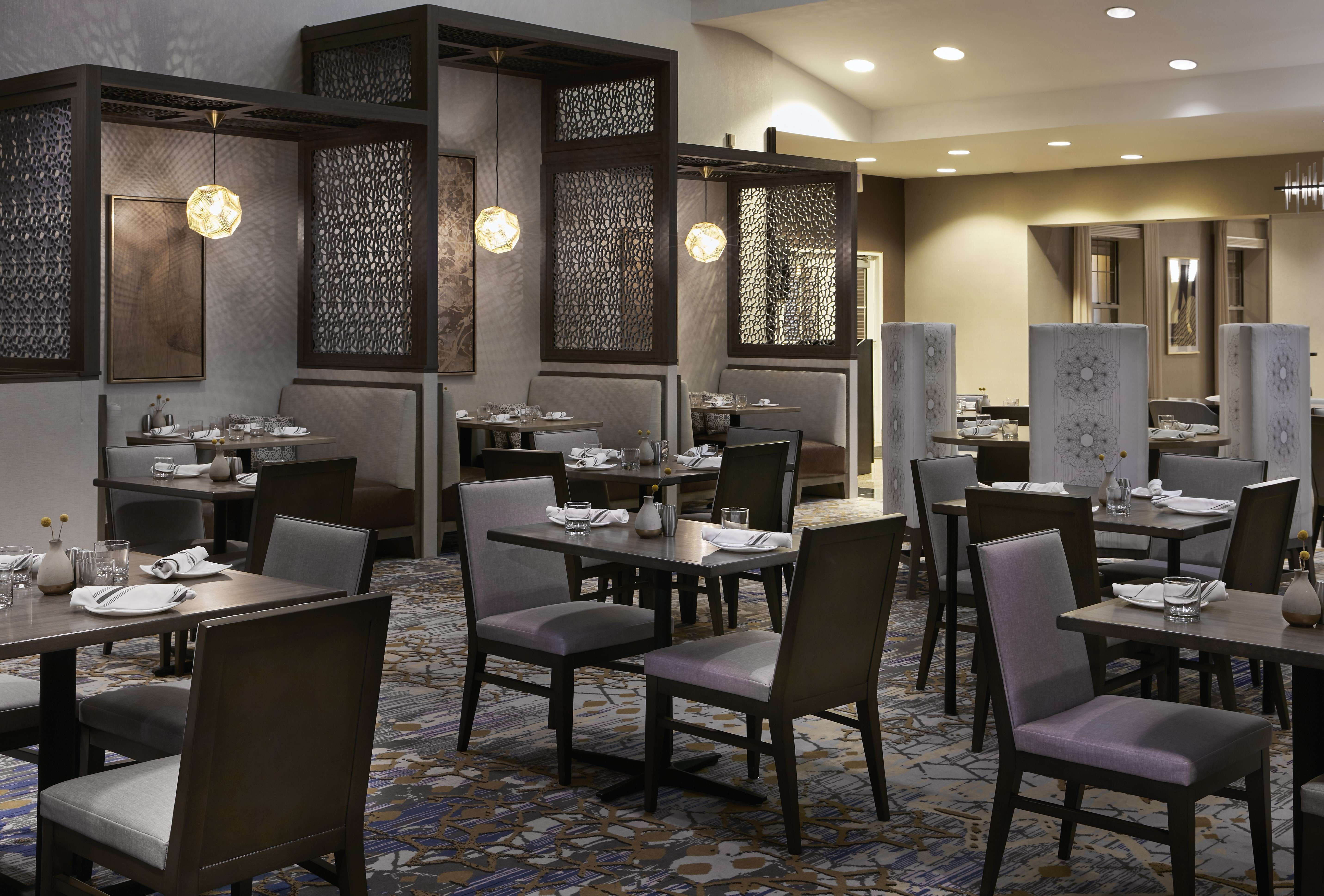 Copper Fox at Chicago Marriott Midway | Enjoy Illinois
