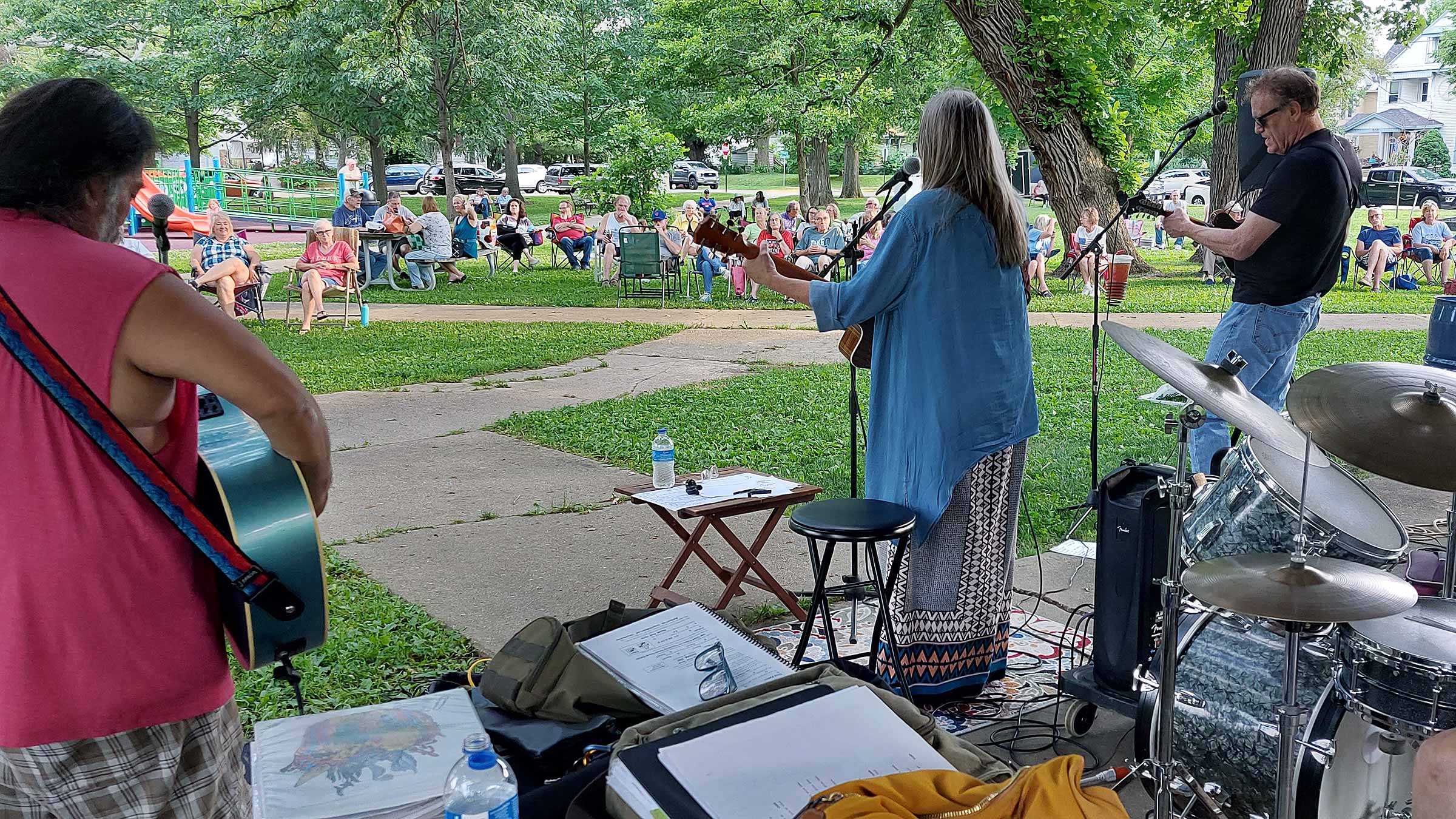 Dixon's Music at the Square Summer Series | Enjoy Illinois