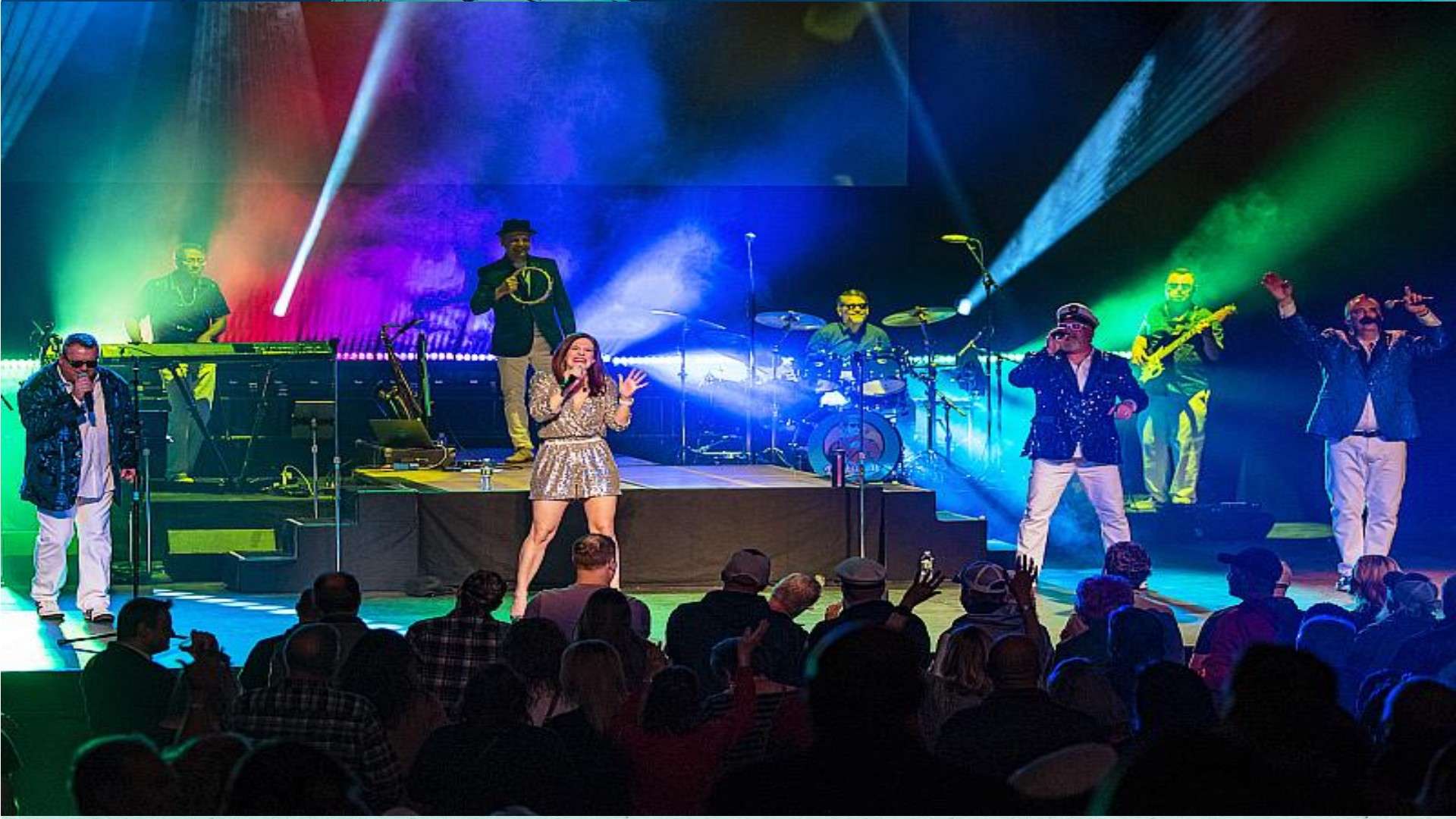 The Docksiders at the Devon Lakeshore Amphitheater | Enjoy Illinois