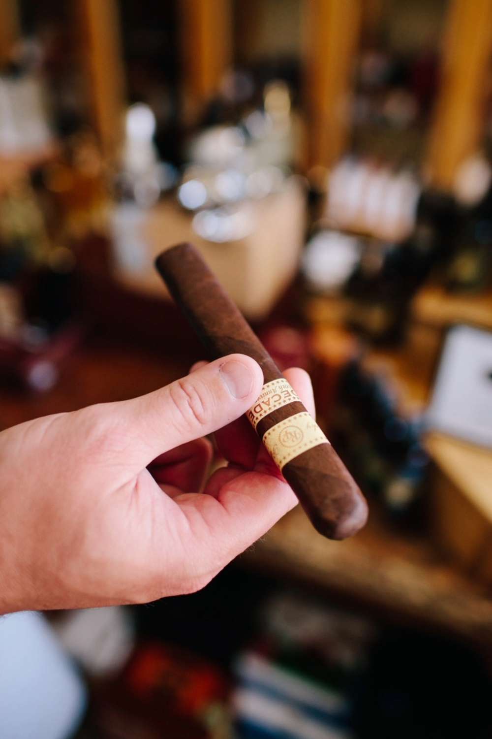 Nine General's Cigar Co. | Enjoy Illinois