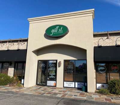 Gill Street Sports Bar & Restaurant | Enjoy Illinois