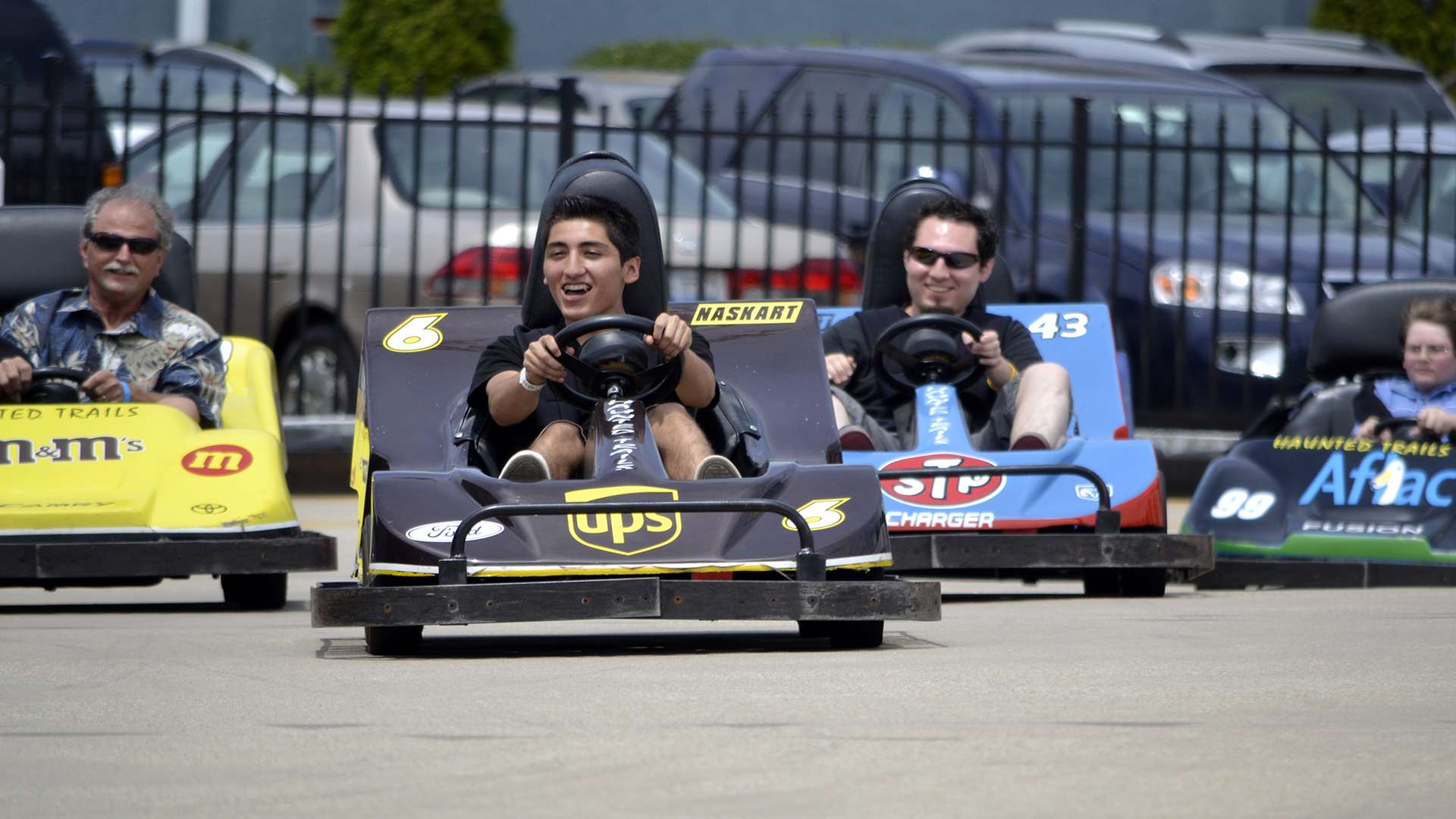 Haunted Trails Family Entertainment Center-Burbank | Enjoy Illinois