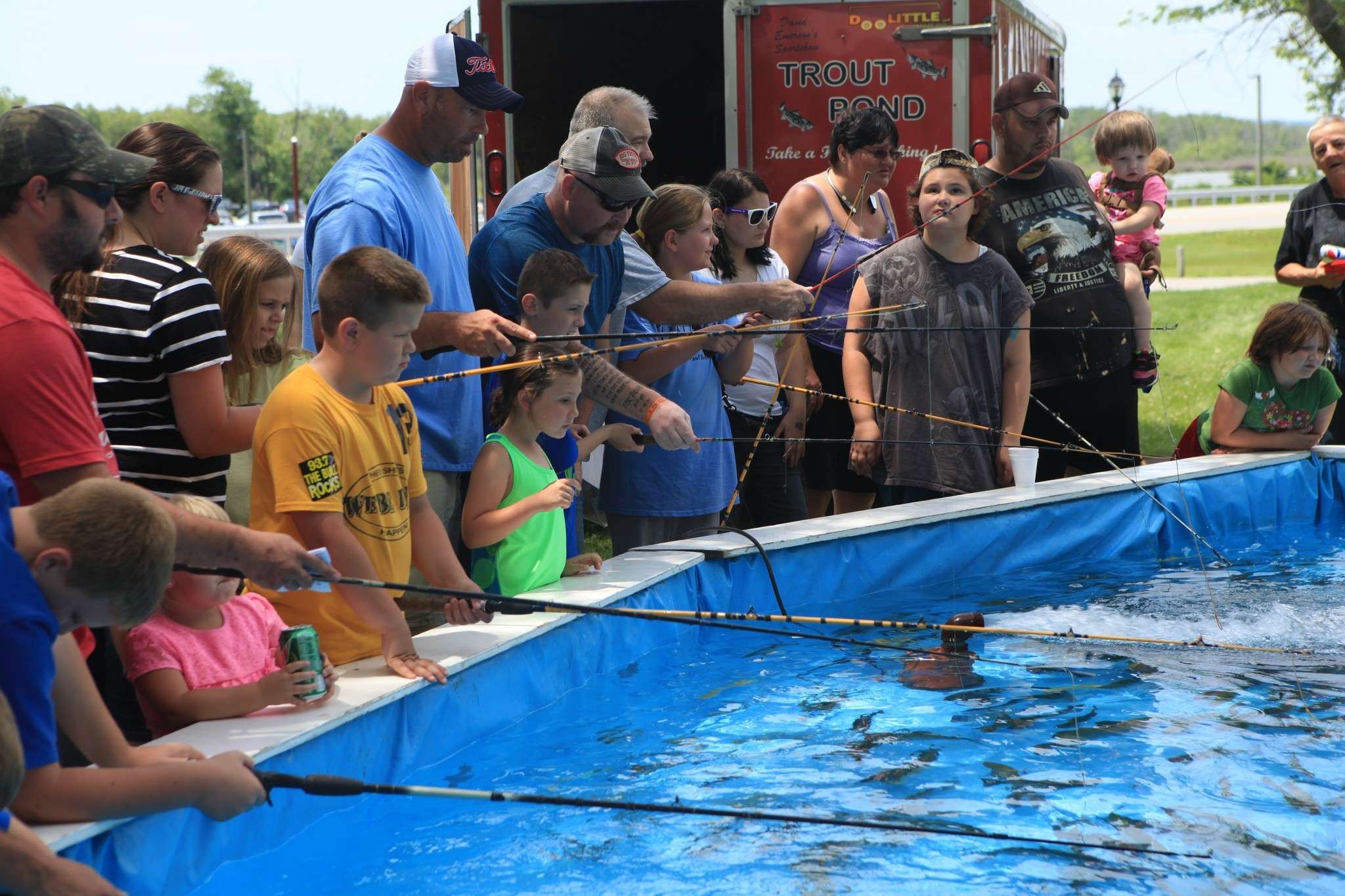 Two Rivers Family Fishing Fair | Enjoy Illinois