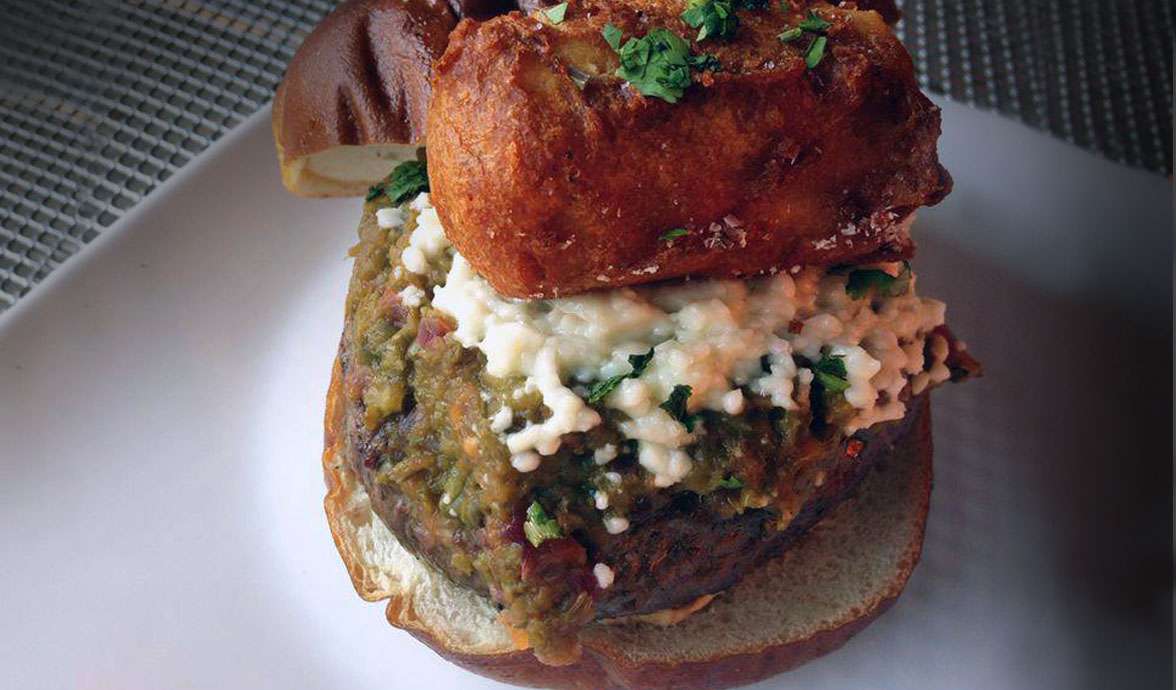 Kuma's Corner | Burger Restaurant | Enjoy Illinois