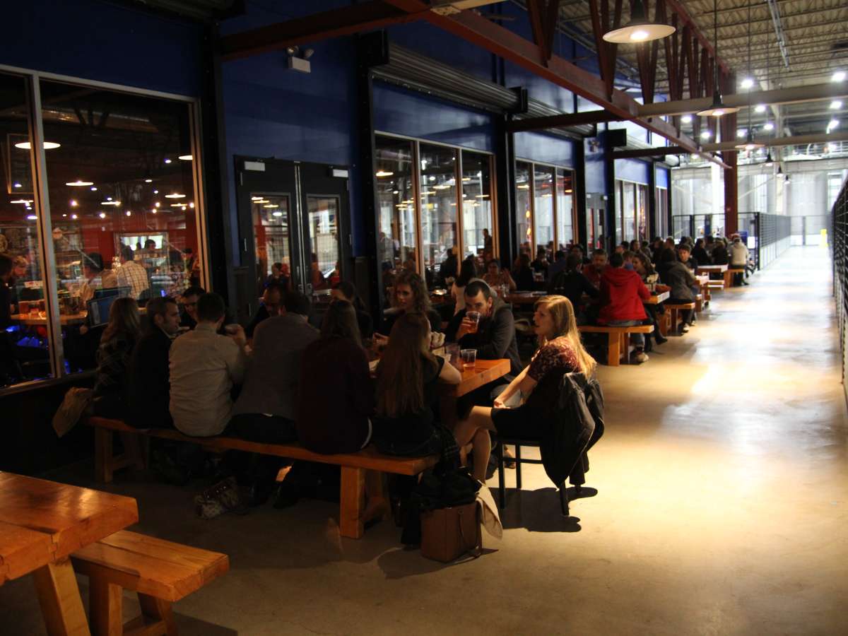 Lagunitas Brewing Company - TapRoom & Beer Sanctuary | Enjoy Illinois