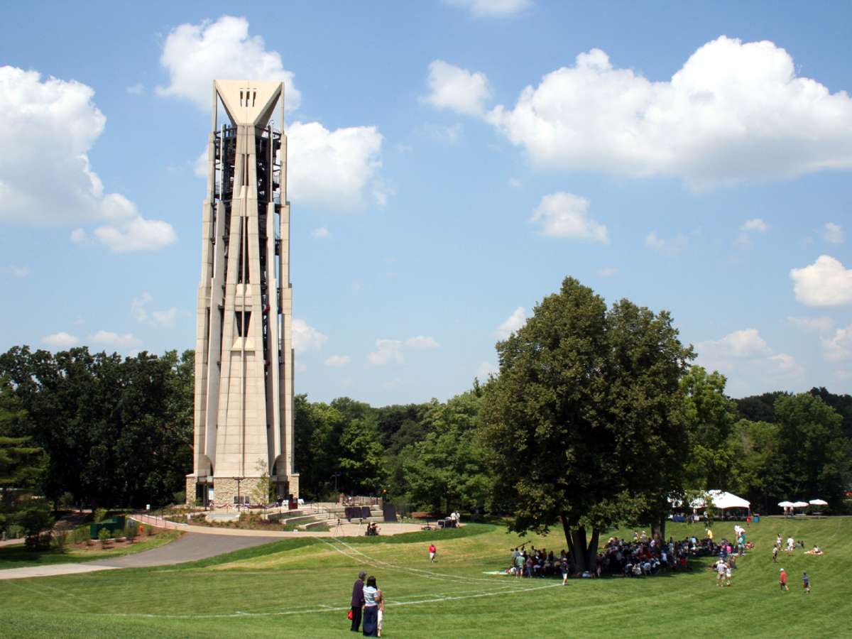 Millennium Carillon in Moser Tower - Naperville | Enjoy Illinois
