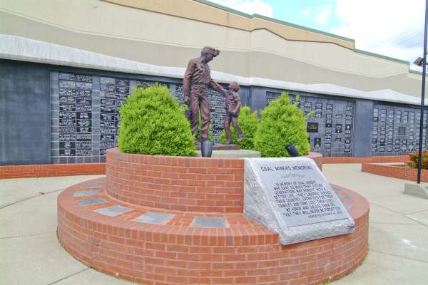 Herrin City Library | Enjoy Illinois