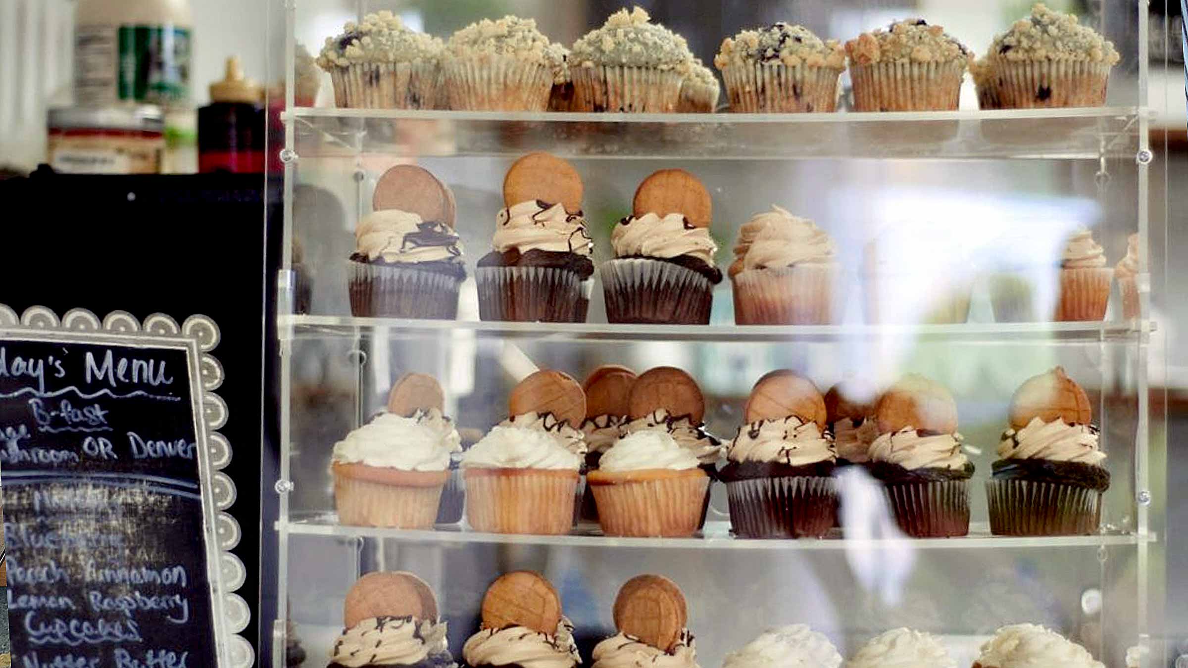 Local Cup and Cake | Enjoy Illinois