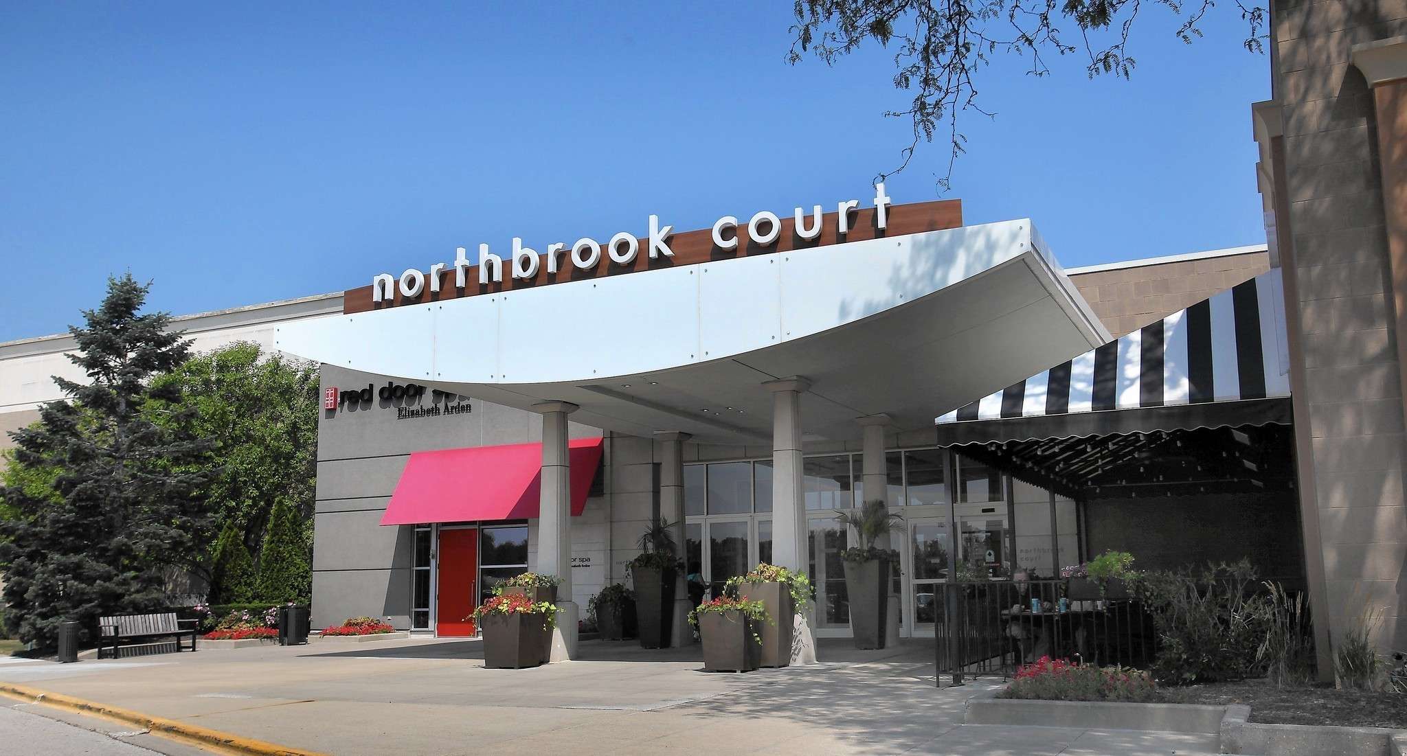 Northbrook Court | Enjoy Illinois