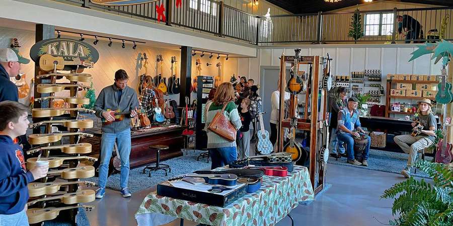 Oregon Music Garage | Enjoy Illinois