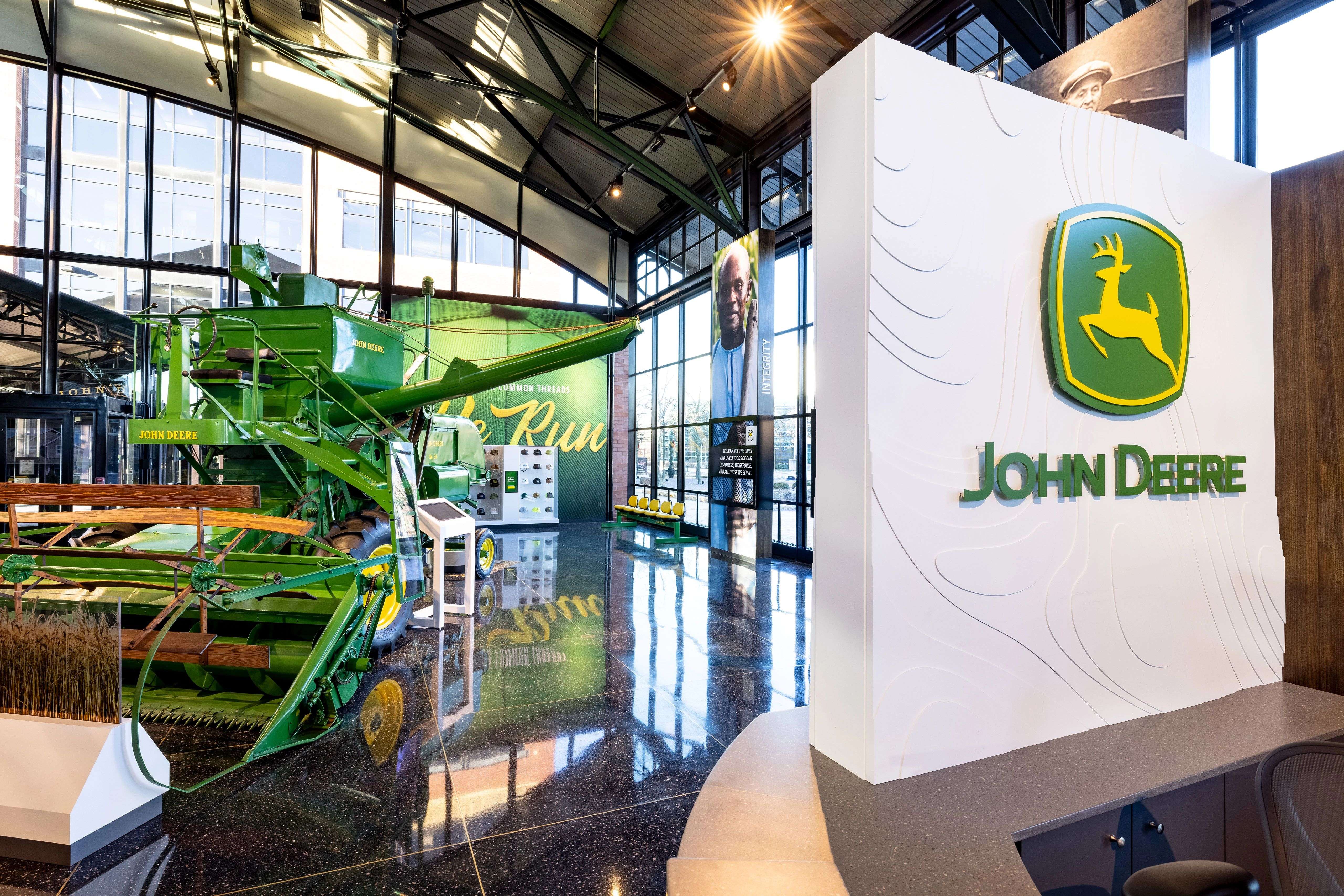 John Deere Pavilion and John Deere Store | Enjoy Illinois