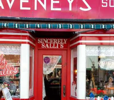 Sincerely, Salli's | Enjoy Illinois