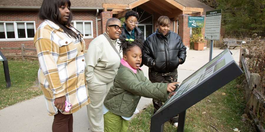 Sand Ridge Nature Center | Enjoy Illinois