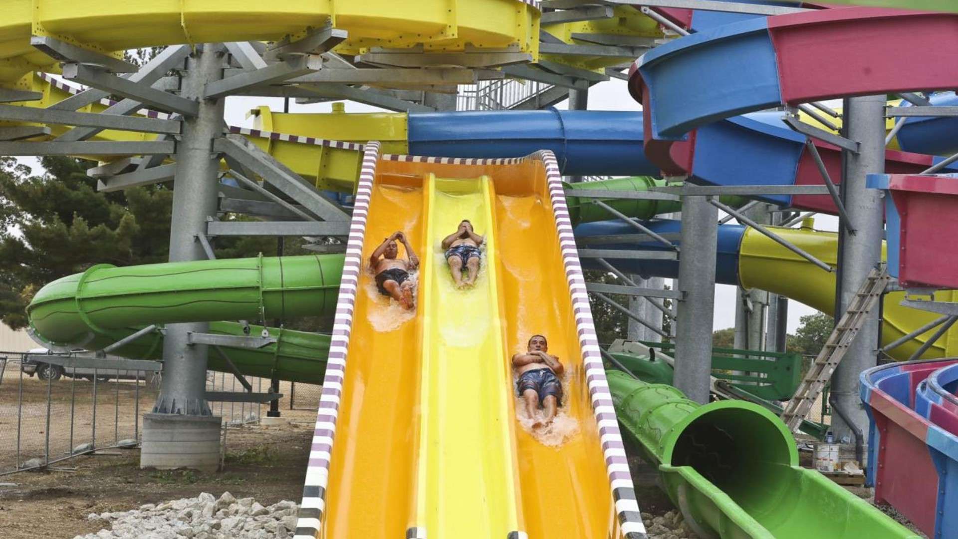 Splash Cove | Enjoy Illinois